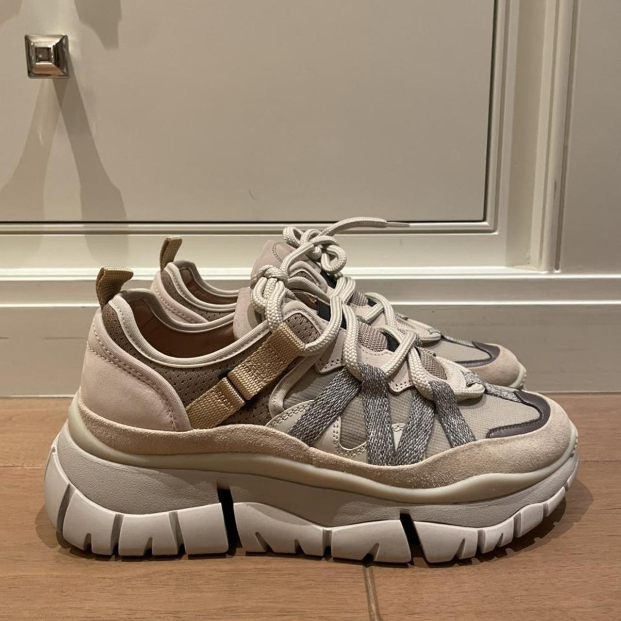 Chloé Suede Low Top Sneakers • Neutrals • ... - Depop