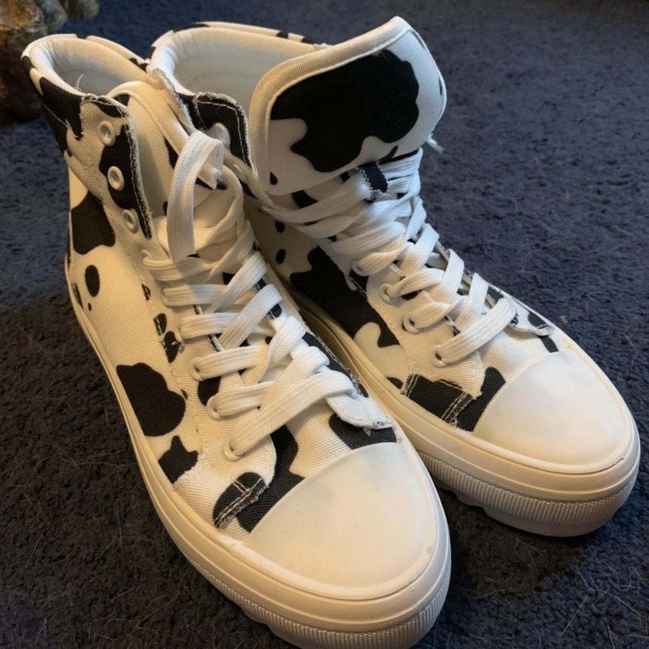 SHEIN Women's White and Black Trainers | Depop
