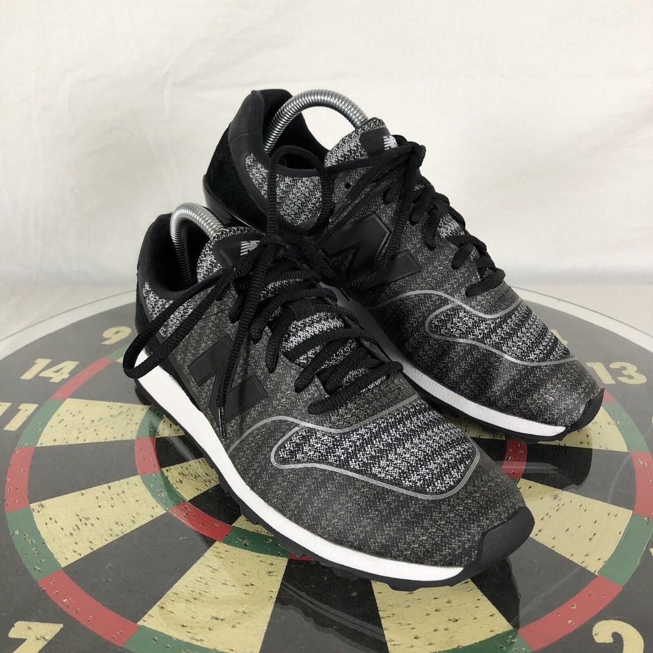 These size 8.5 women New Balance shoes are in good... - Depop