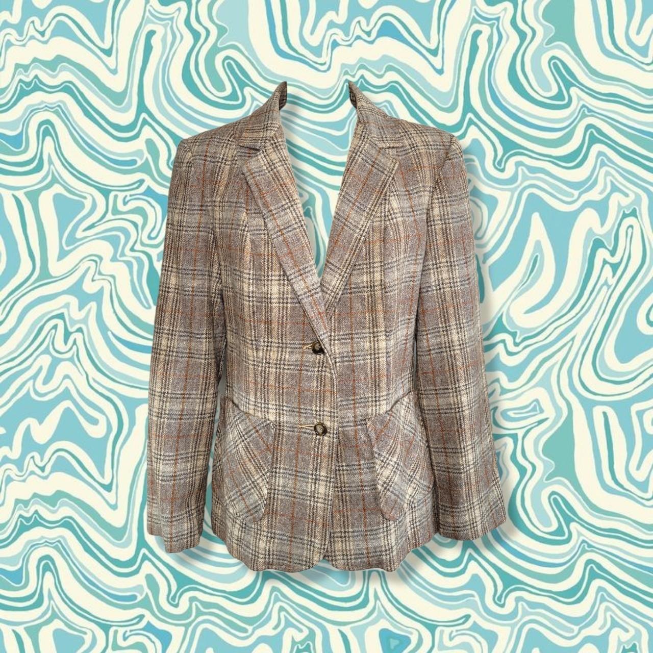 90s plaid blazer Lovely 90s vintage light brown... - Depop