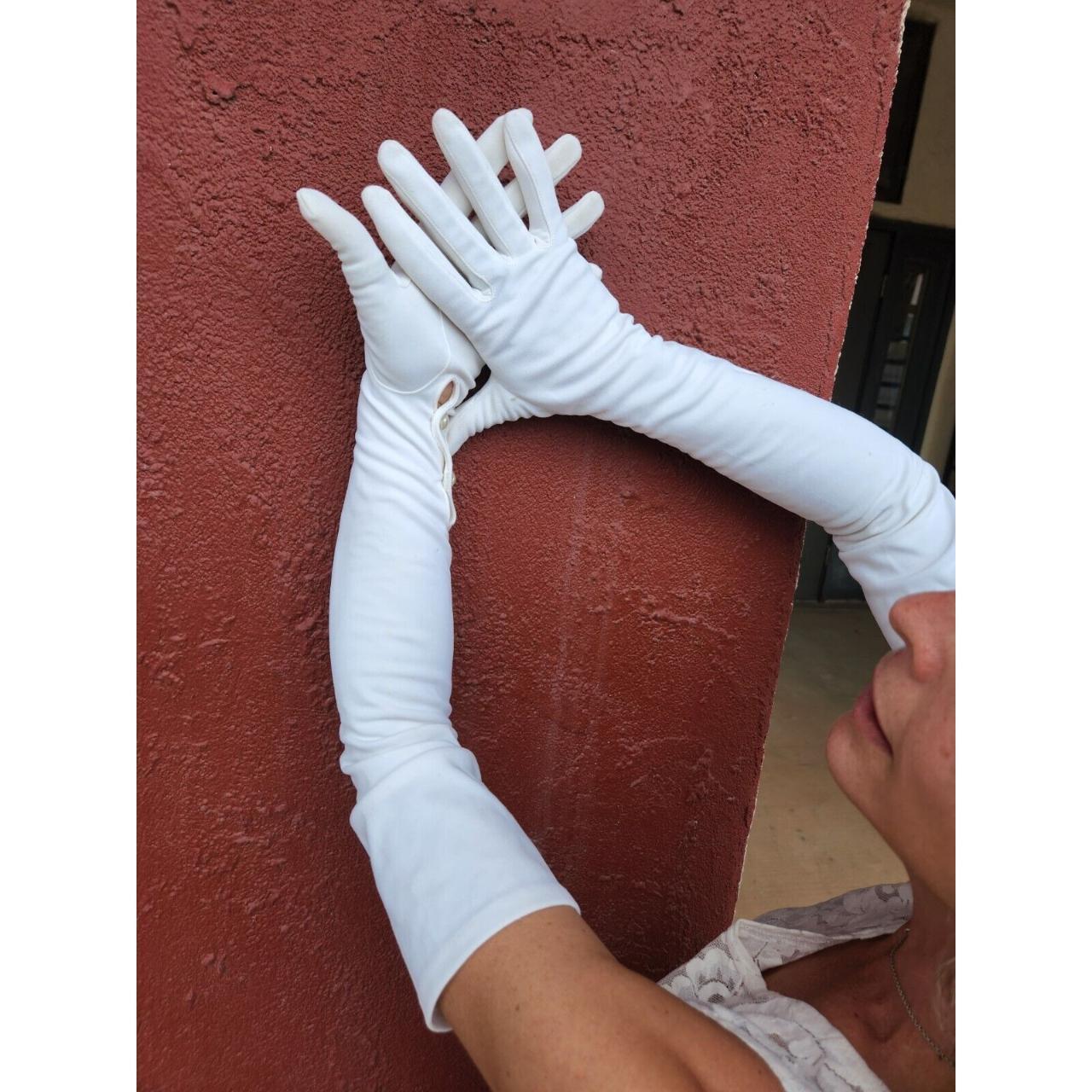 Unbranded Women's White Gloves | Depop