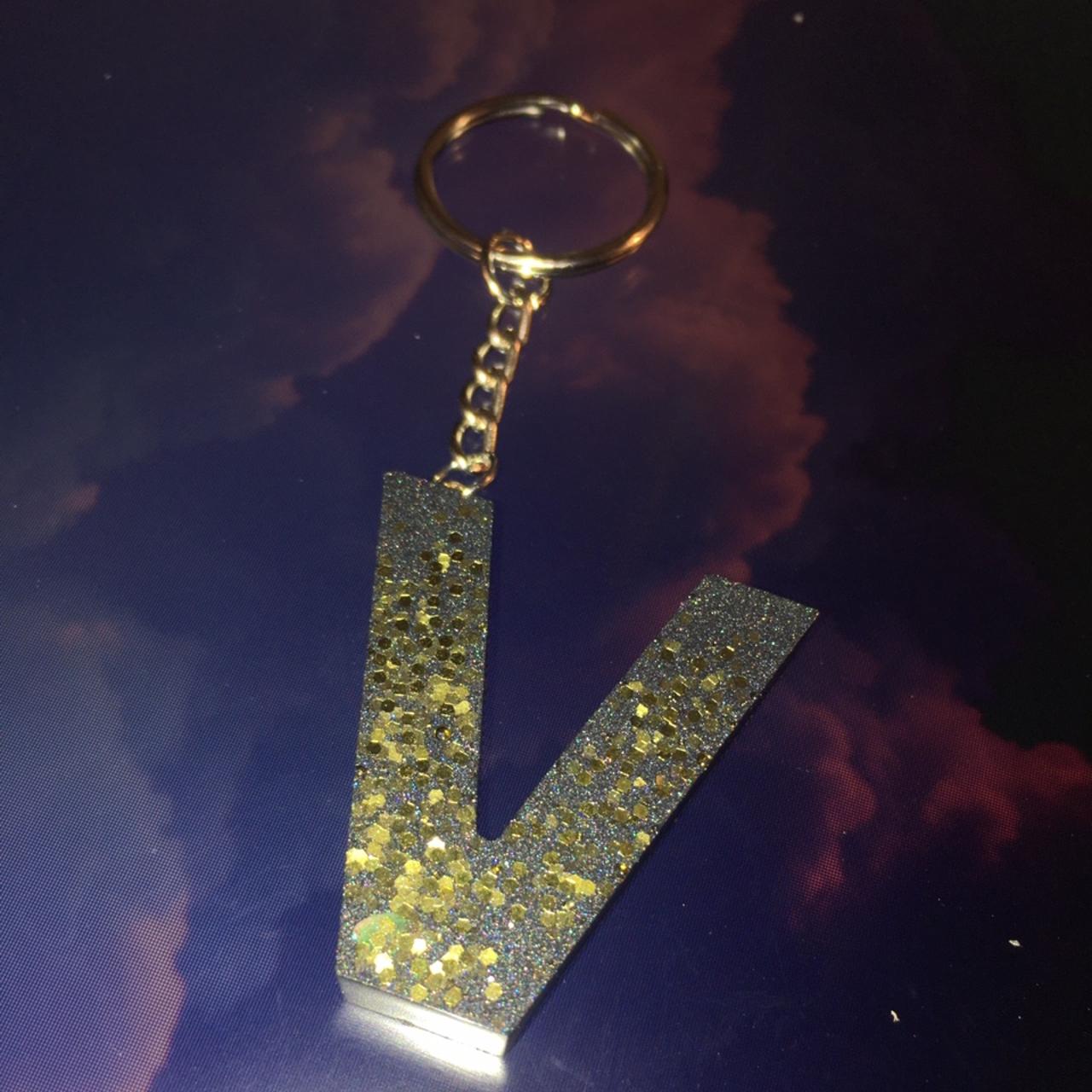 Resin Keychain letter „V“ Custom orders available,... - Depop