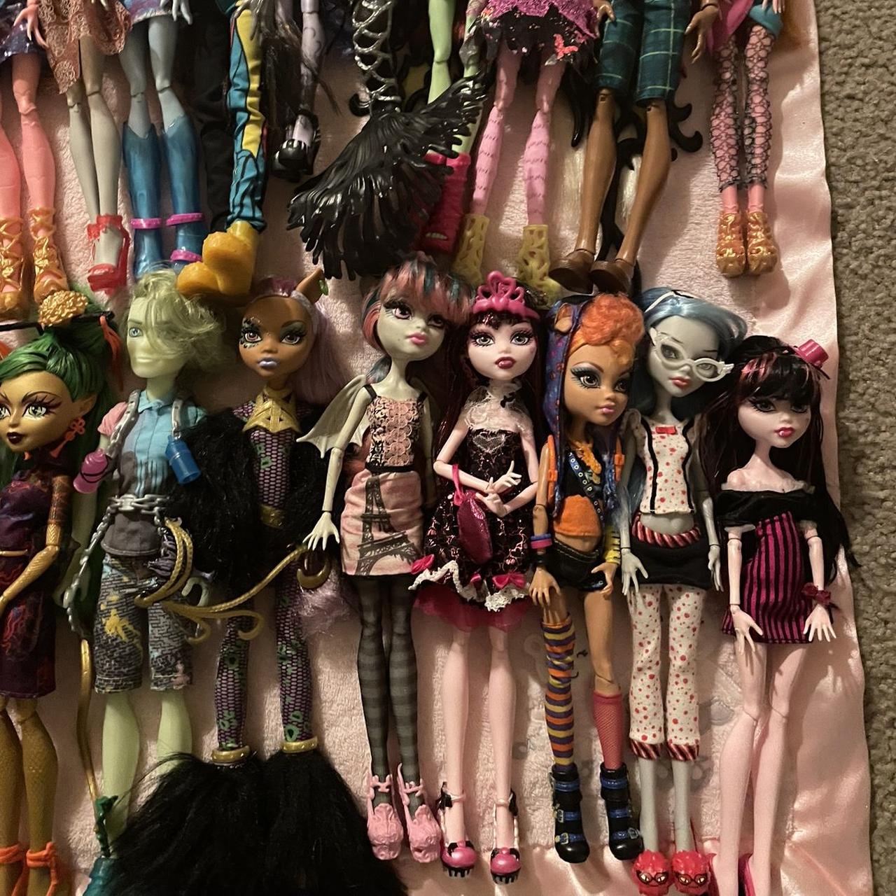 My Monster High Doll Collection Pt. 1💞 NOT FOR... - Depop