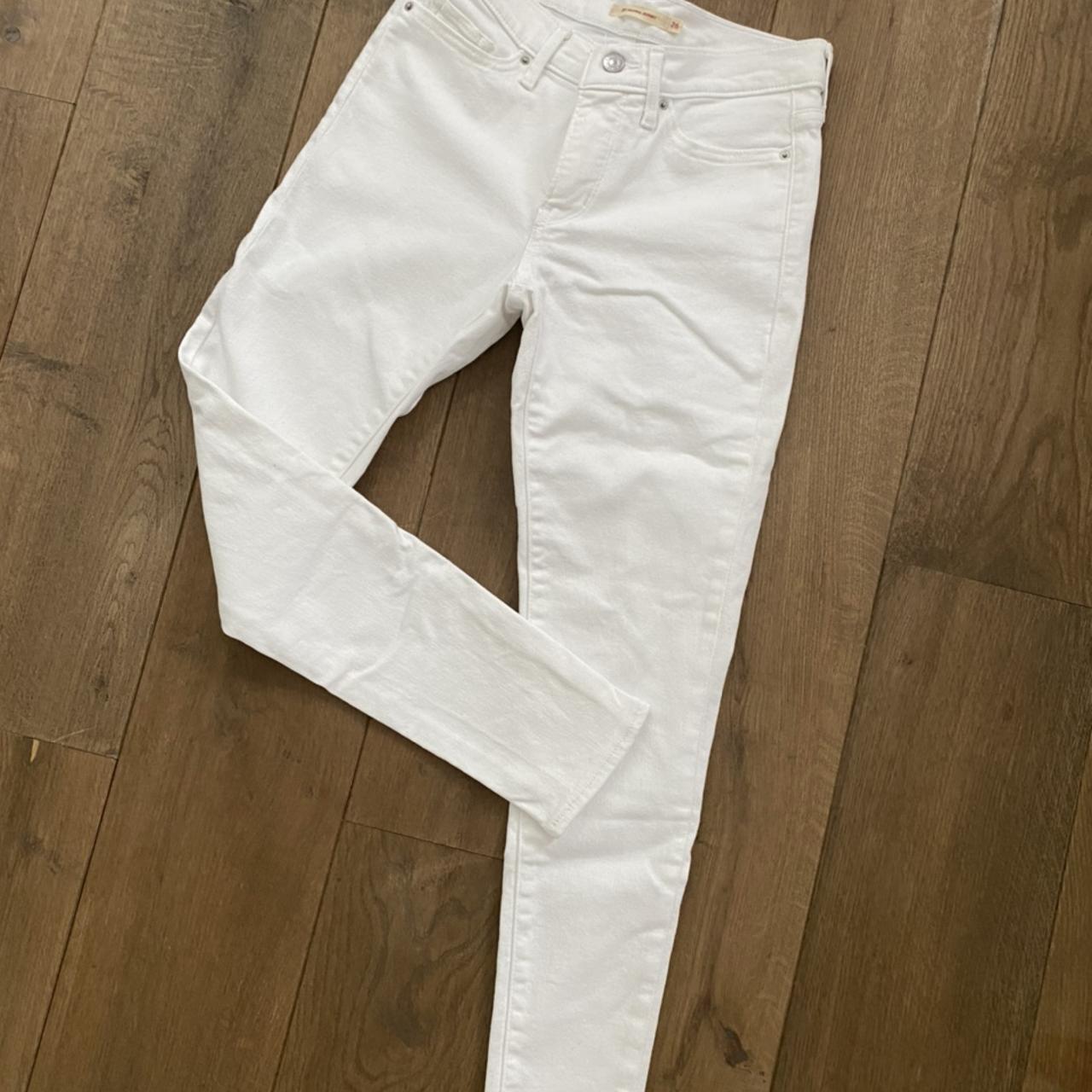 Levis 311 shaping skinny white jeans W26 - Depop