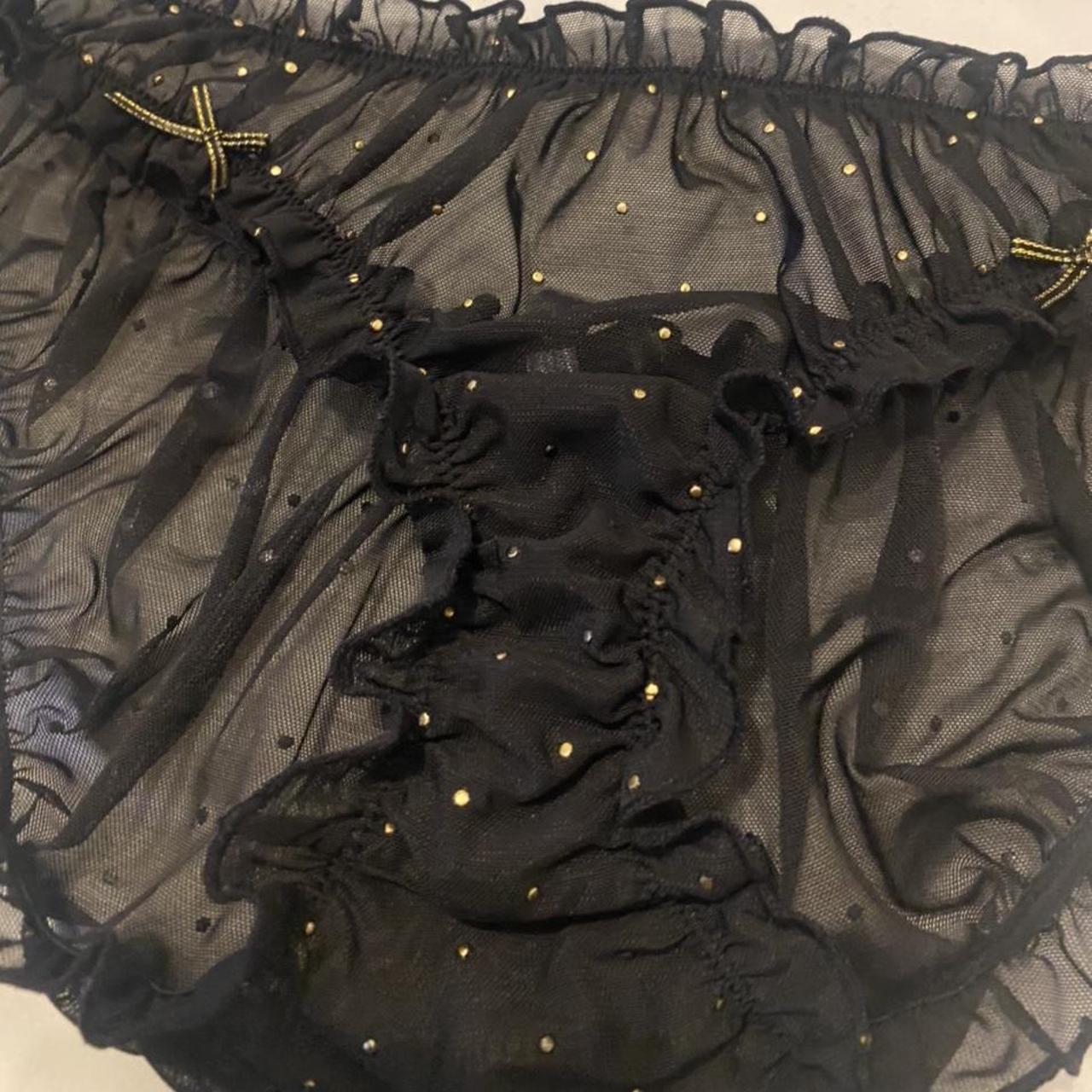 32g padded bra set knickerbox worn once Knickers... - Depop