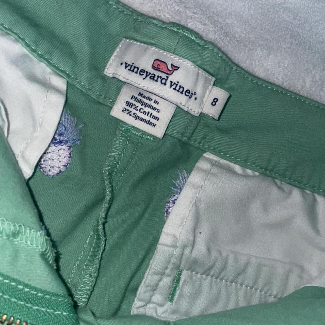 Vineyard Vines Women's Green Shorts | Depop