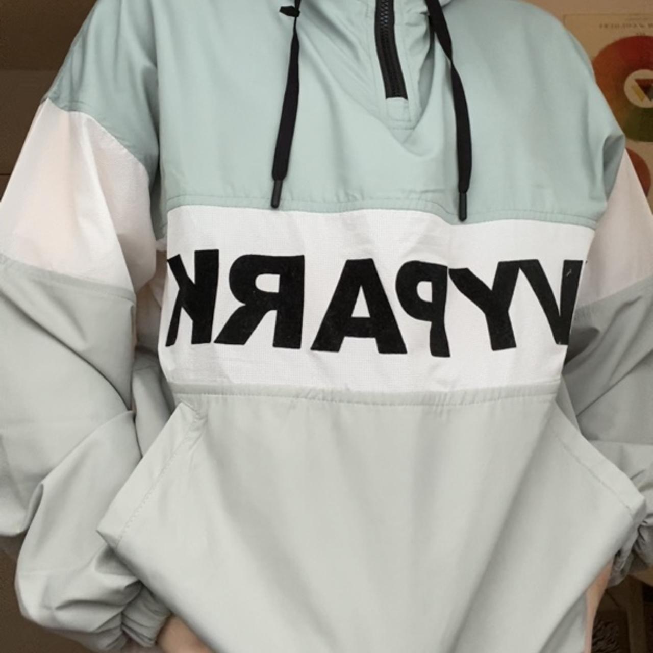 Ivy Park WindBreaker - mint EXCLUSIVE - Depop