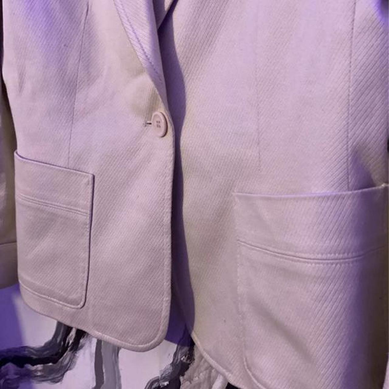 Cream color blazer from Anne Klein Shoulder padding... - Depop