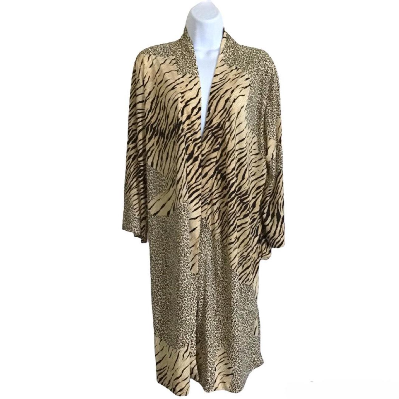 Natori Animal Kimono Wrap Size L - Depop