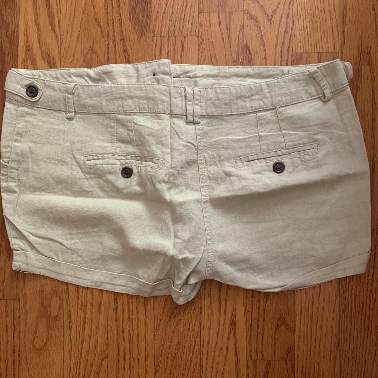 New Look Women's Cream Shorts | Depop