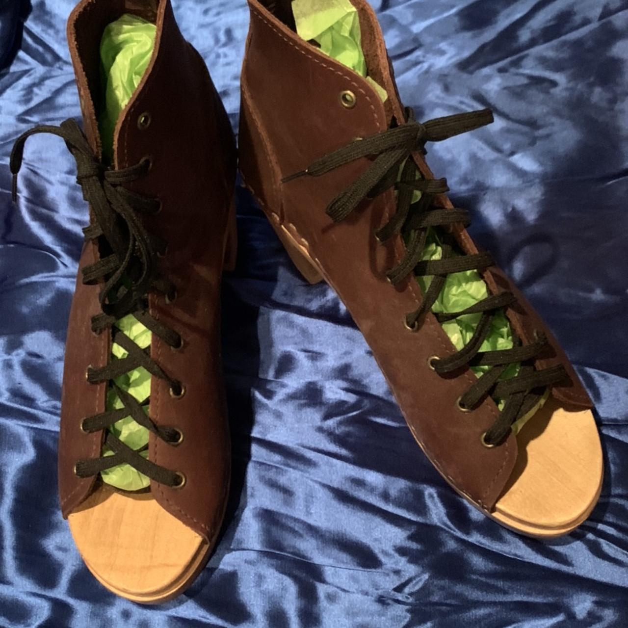 Here’s a gorgeous pair of No.6 lace-up clog boots in... - Depop