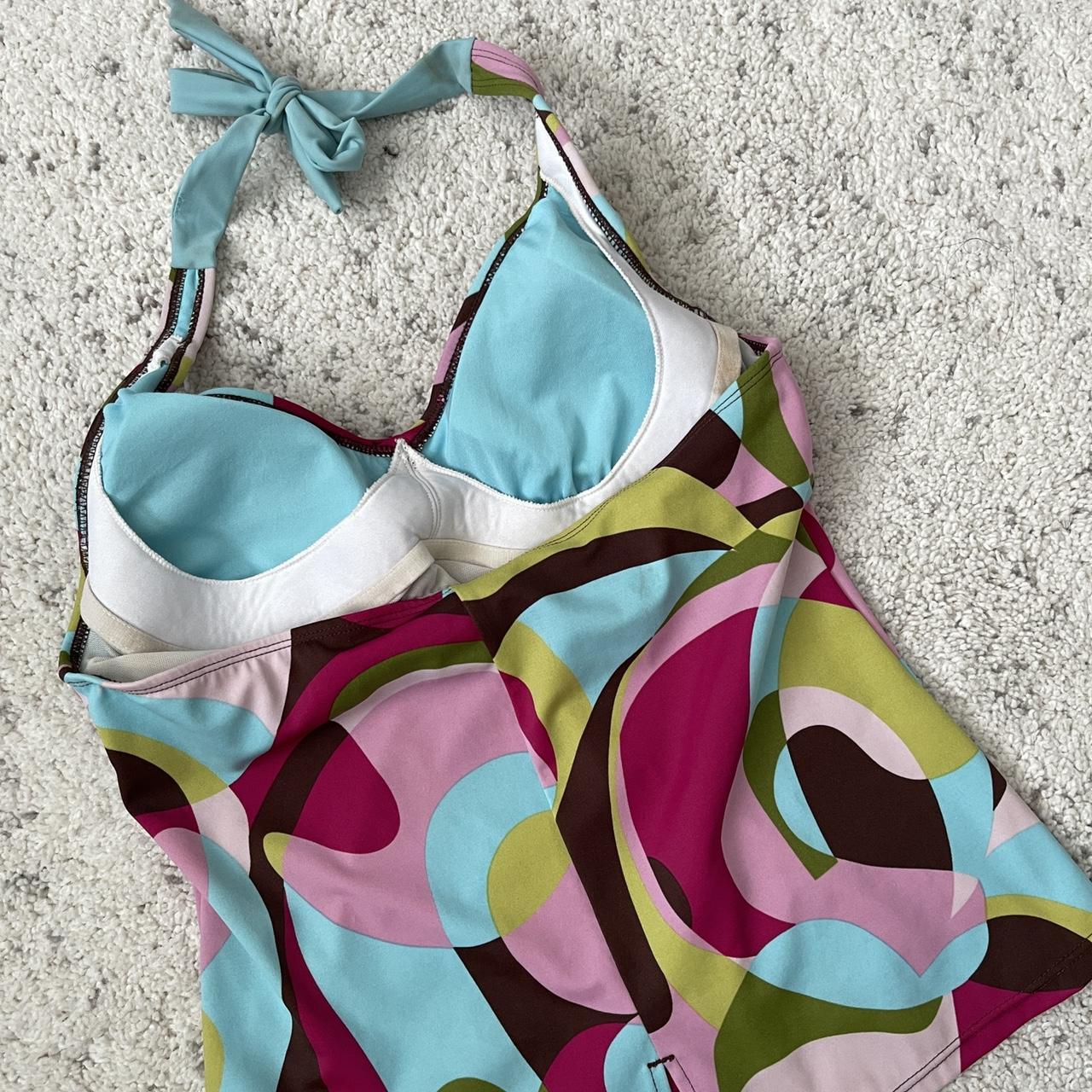 Athleta Women's Green and Pink Bikini-and-tankini-tops | Depop