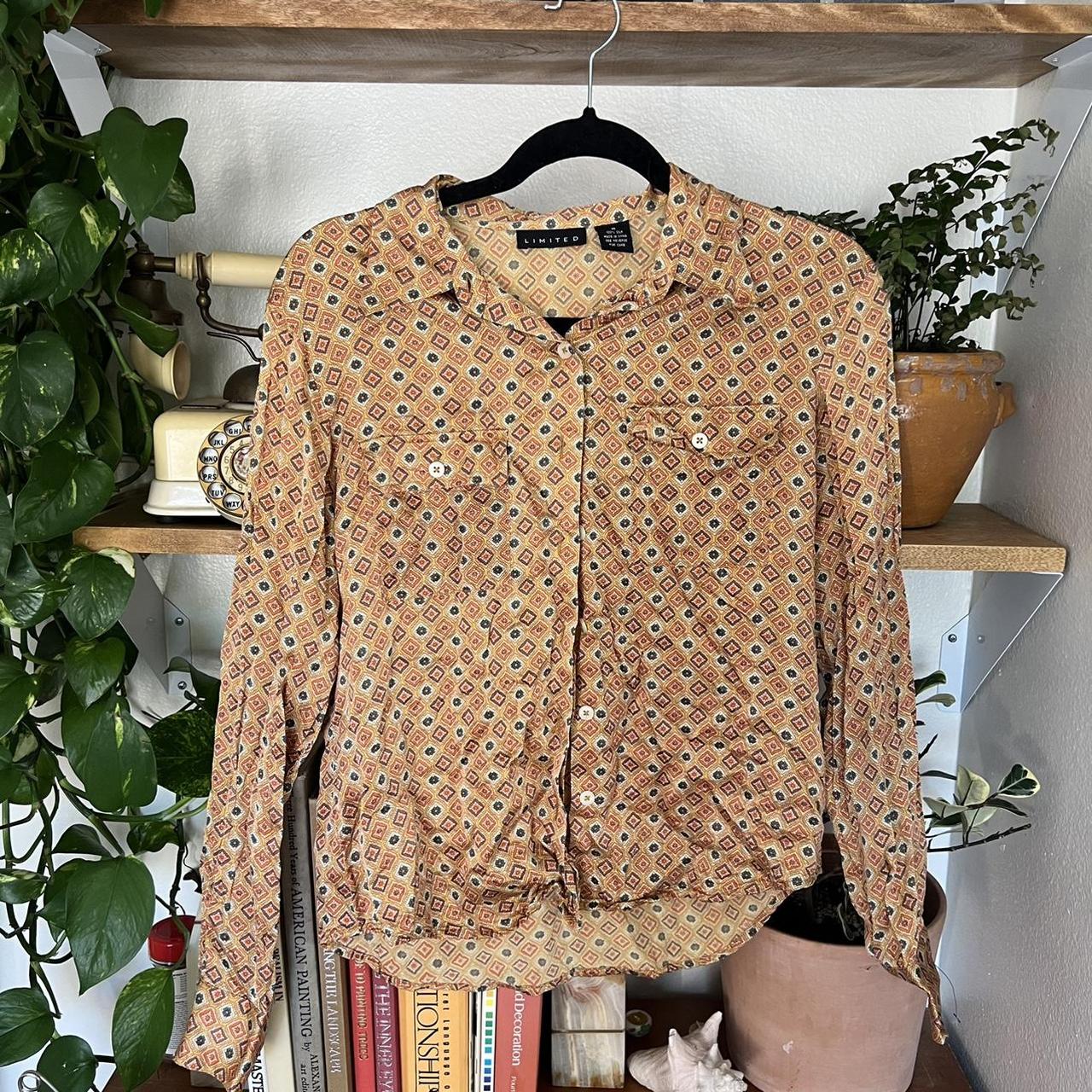 Vintage Retro Collared Shirt I love this piece too... - Depop