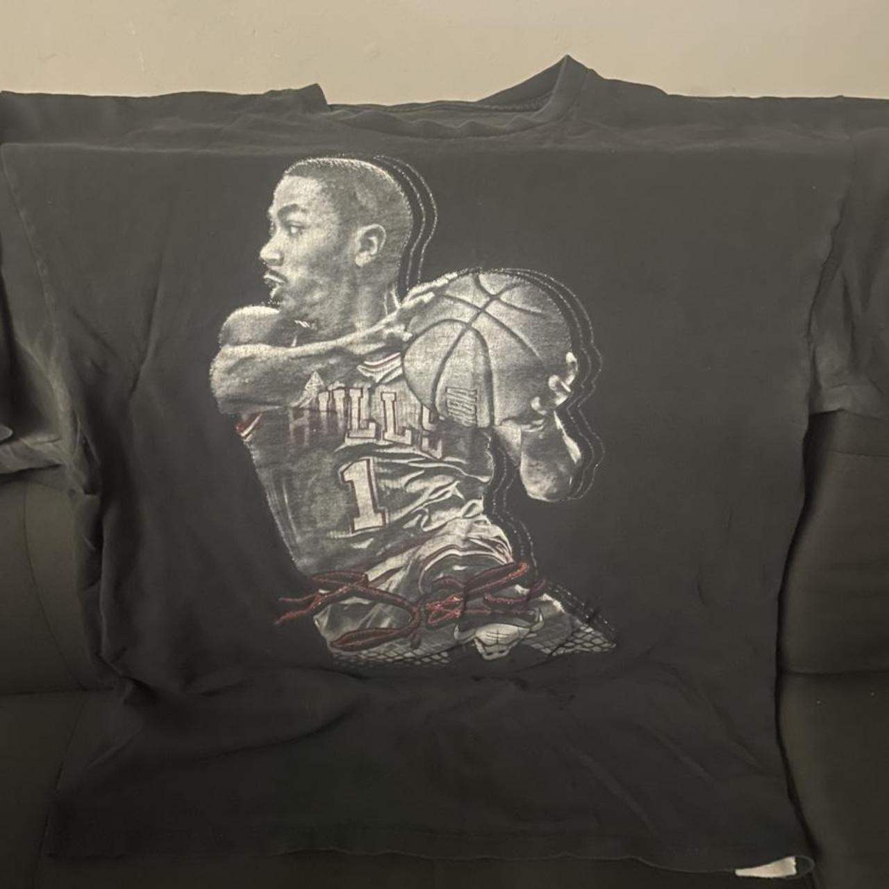 Vintage Derrick Rose tshirt. Size XL great fit. - Depop