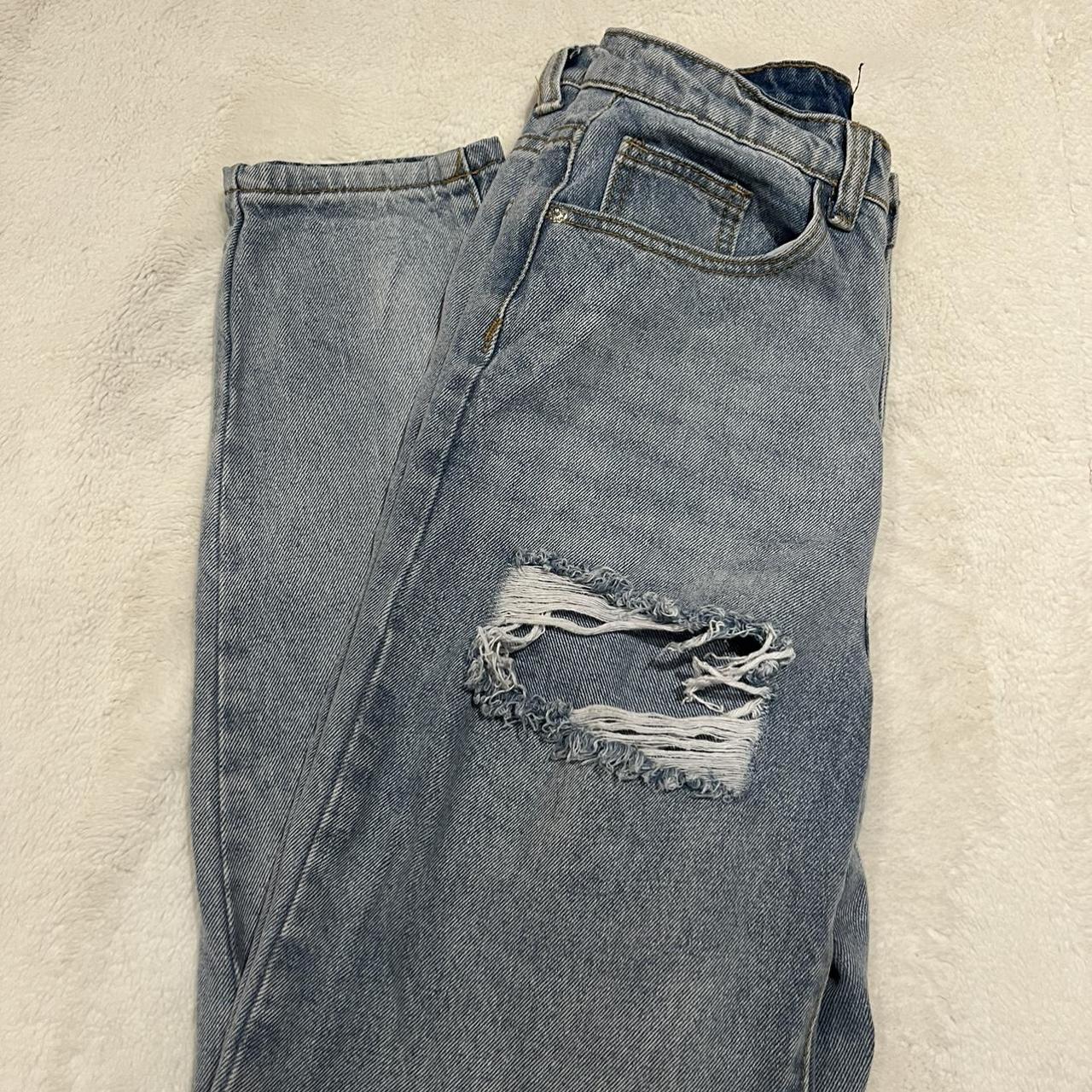 Super cute PLT ripped mum jeans size 6 petite - Depop