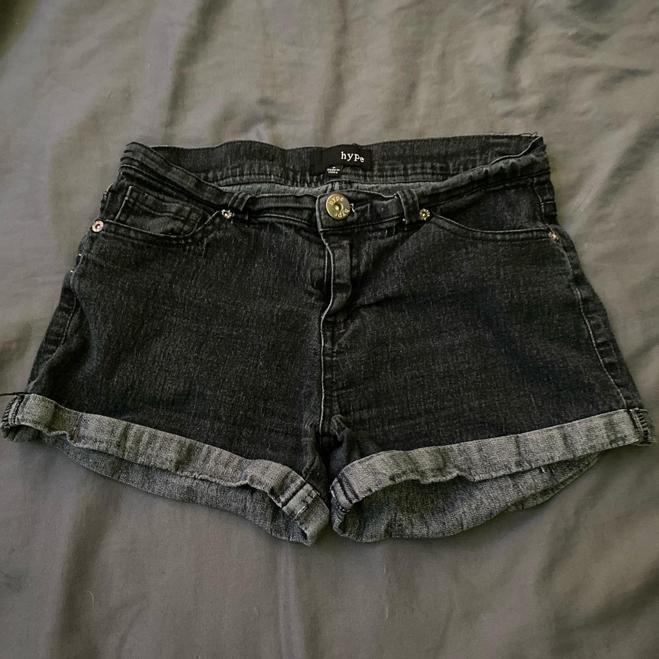 Waist: 27.5” Inseam: 2.5” Thigh: 8.5” (The black is... - Depop