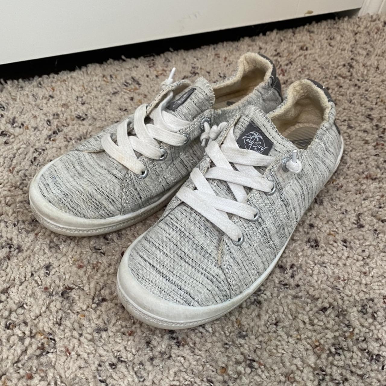 Cute grey Roxy slip on shoes! These were only worn a... - Depop