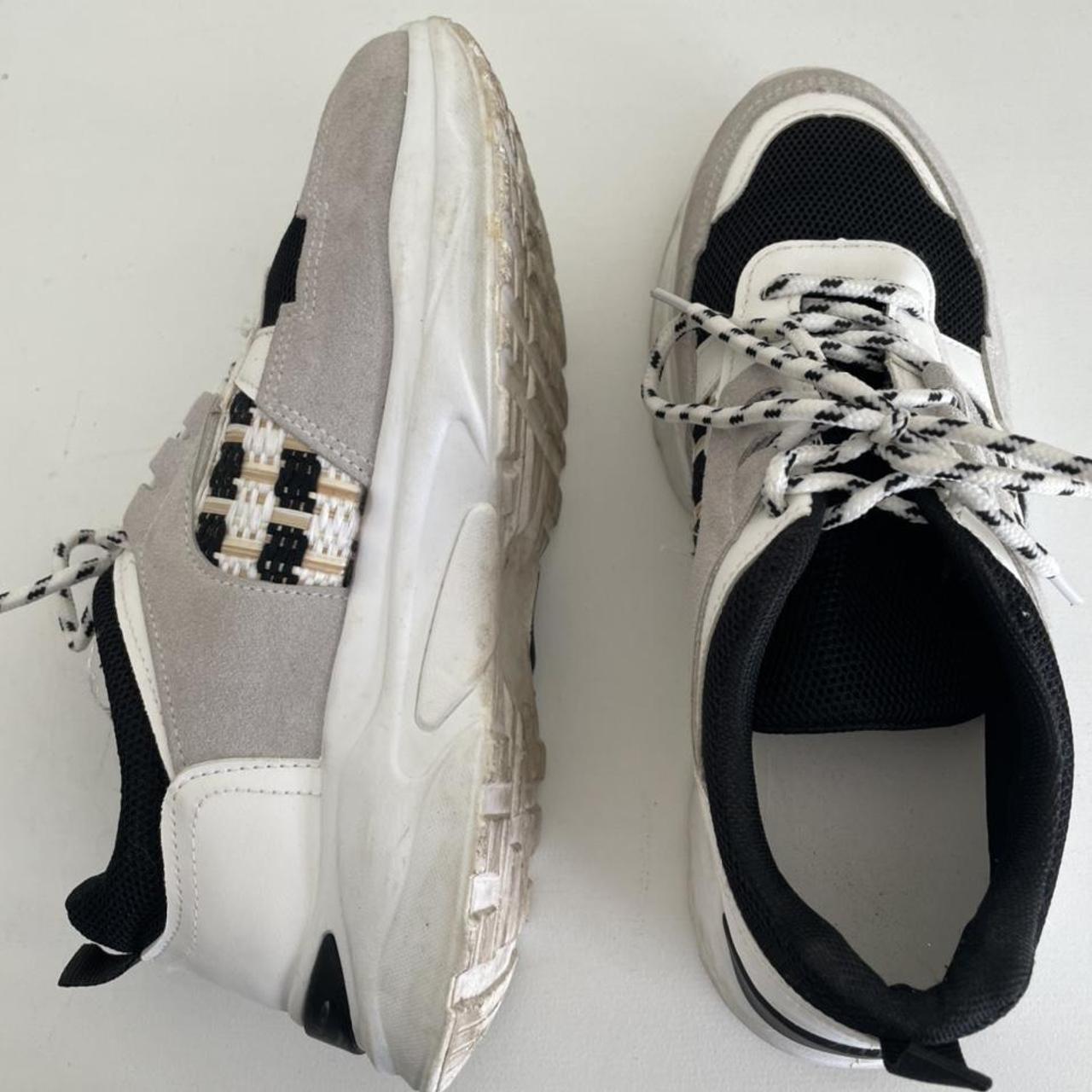 Boohoo Women's White and Grey Trainers | Depop