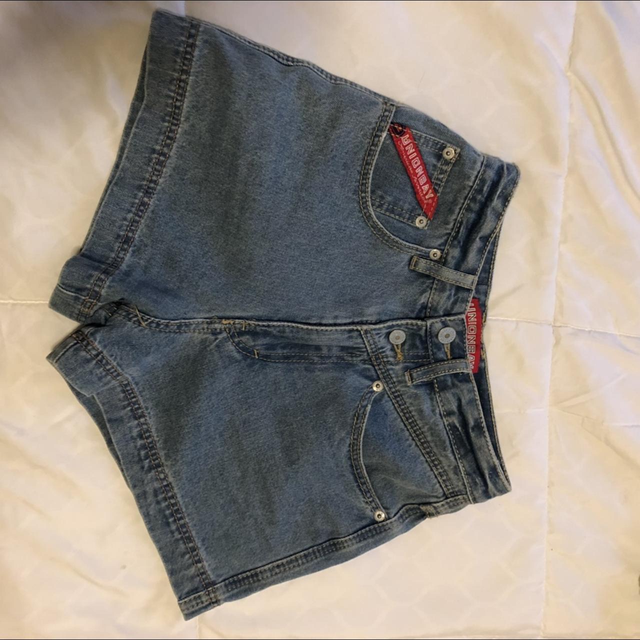 Only worn twice. High waisted form fitting shorts.... - Depop