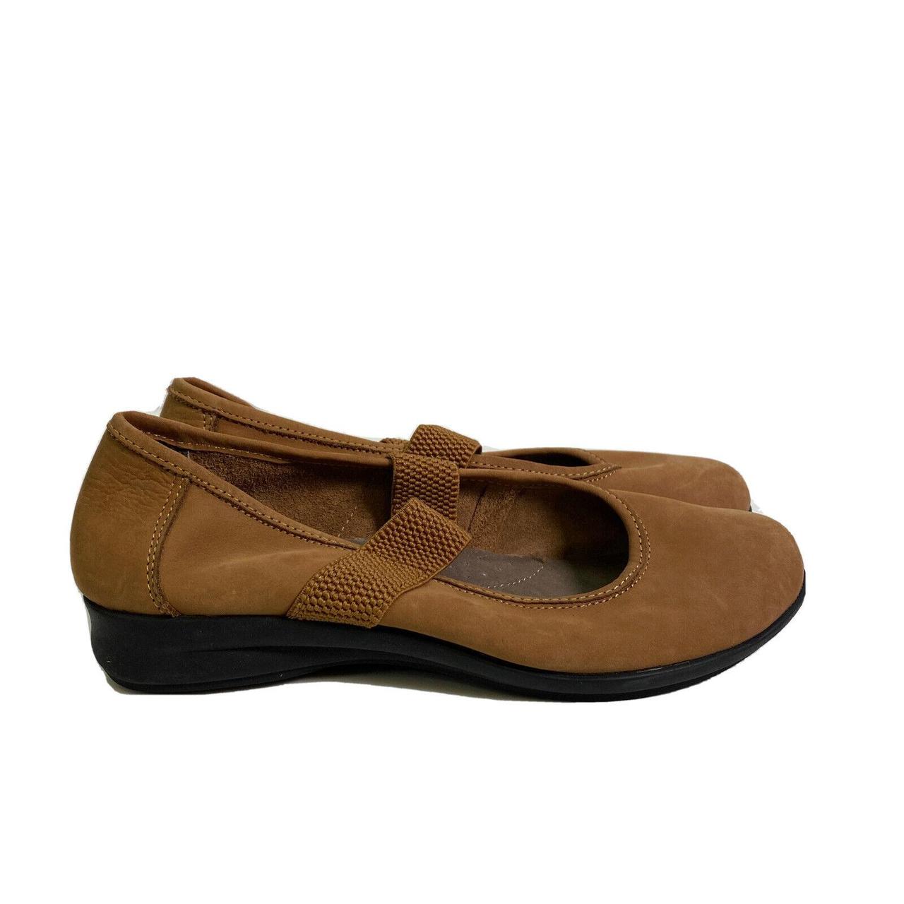 Spring Step Women's Brown | Depop