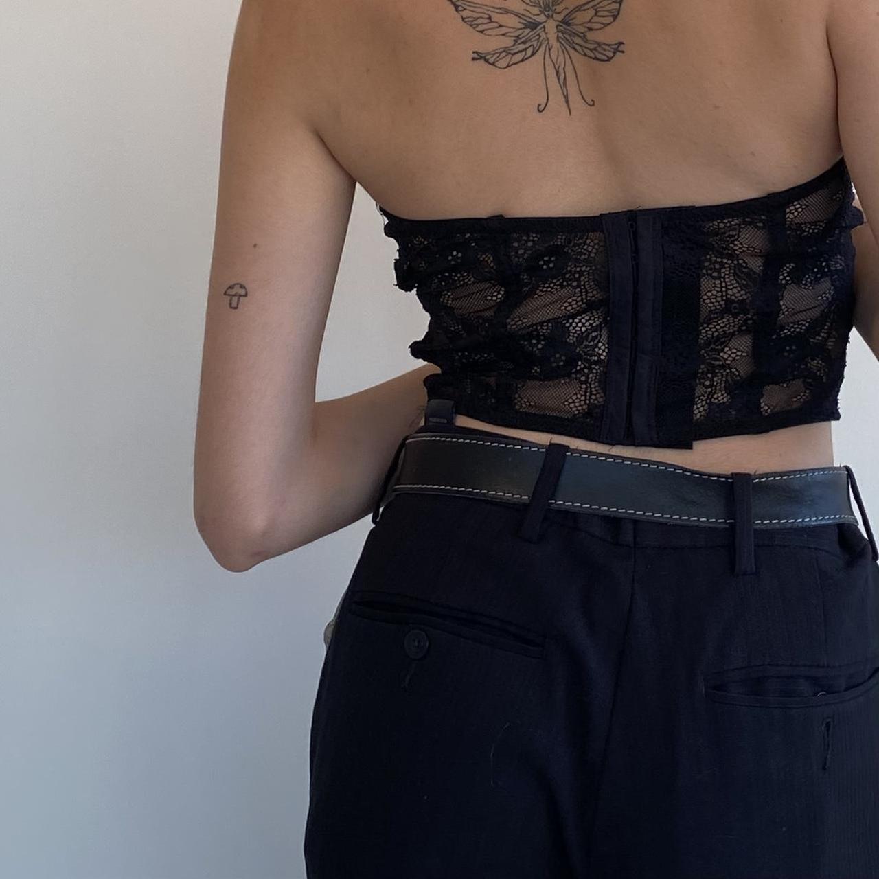 Black simple corset size: 36C Model is XS - C... - Depop