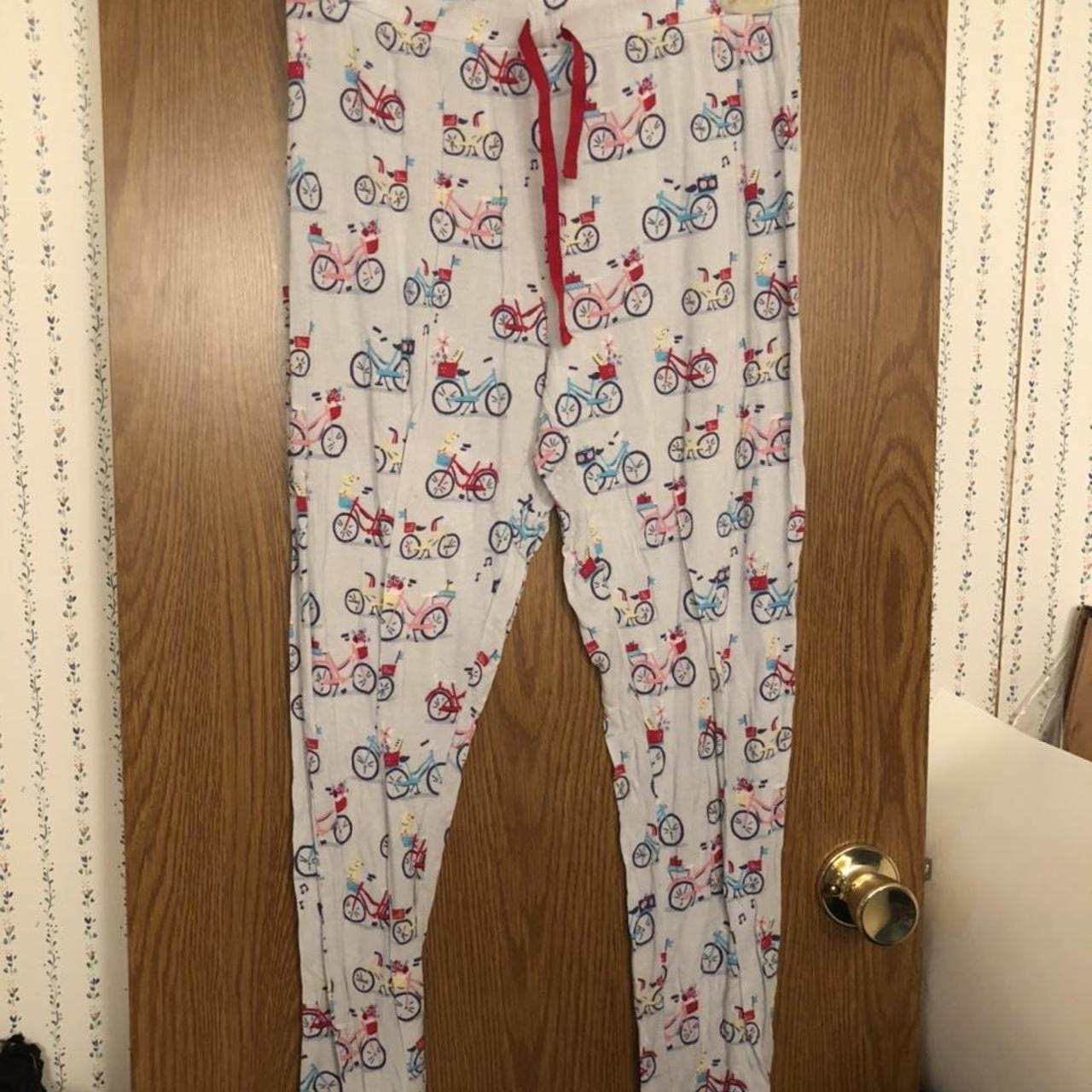 Munki Munki Women's Grey and Red Pajamas | Depop