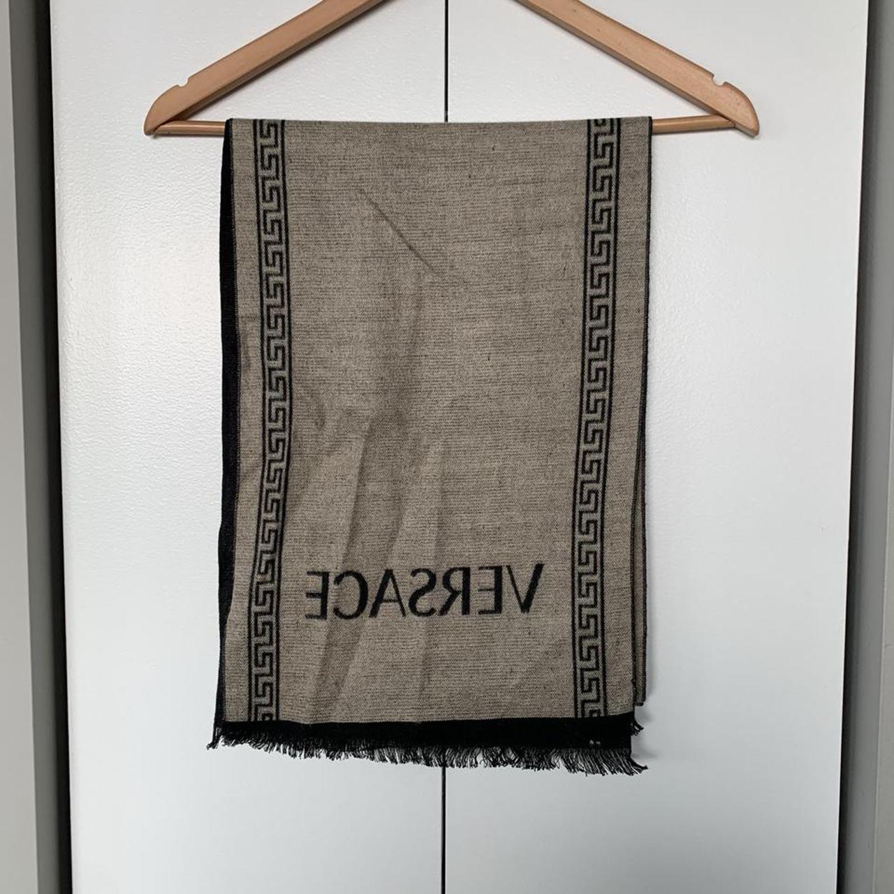 Authentic Versace Medusa Wool Scarf - Depop