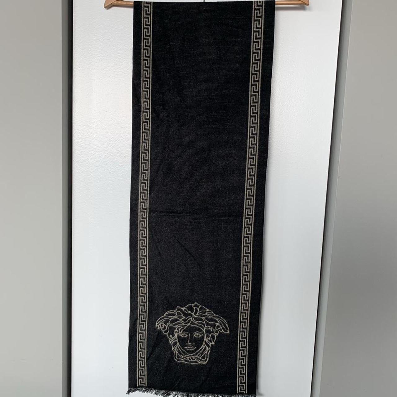 Authentic Versace Medusa Wool Scarf - Depop
