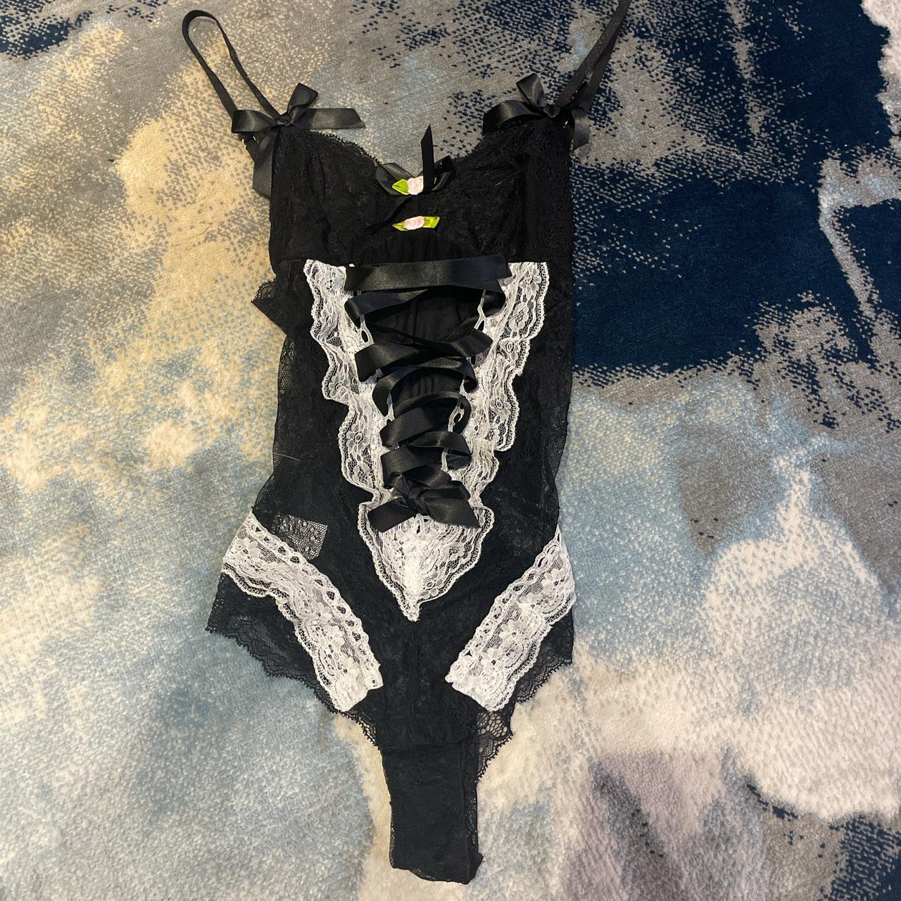 Cute lace bodysuit SIZE SMALL #bodysuit #lace #bows - Depop