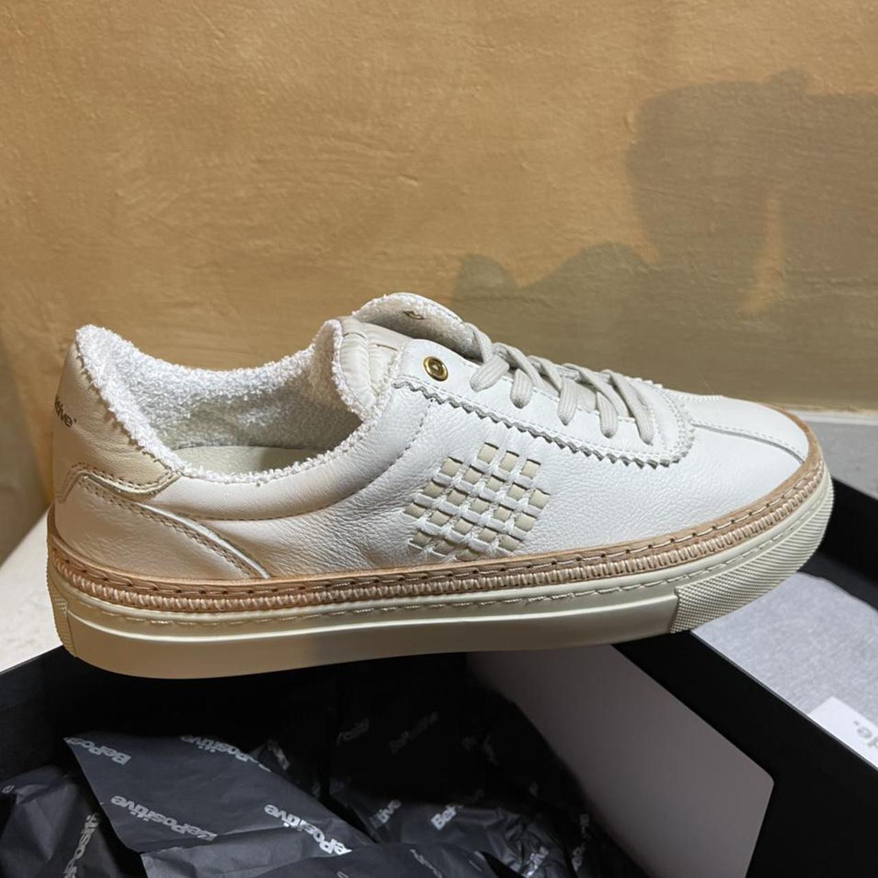 Sneakers Be positive nuove Mai indossate prezzo... - Depop