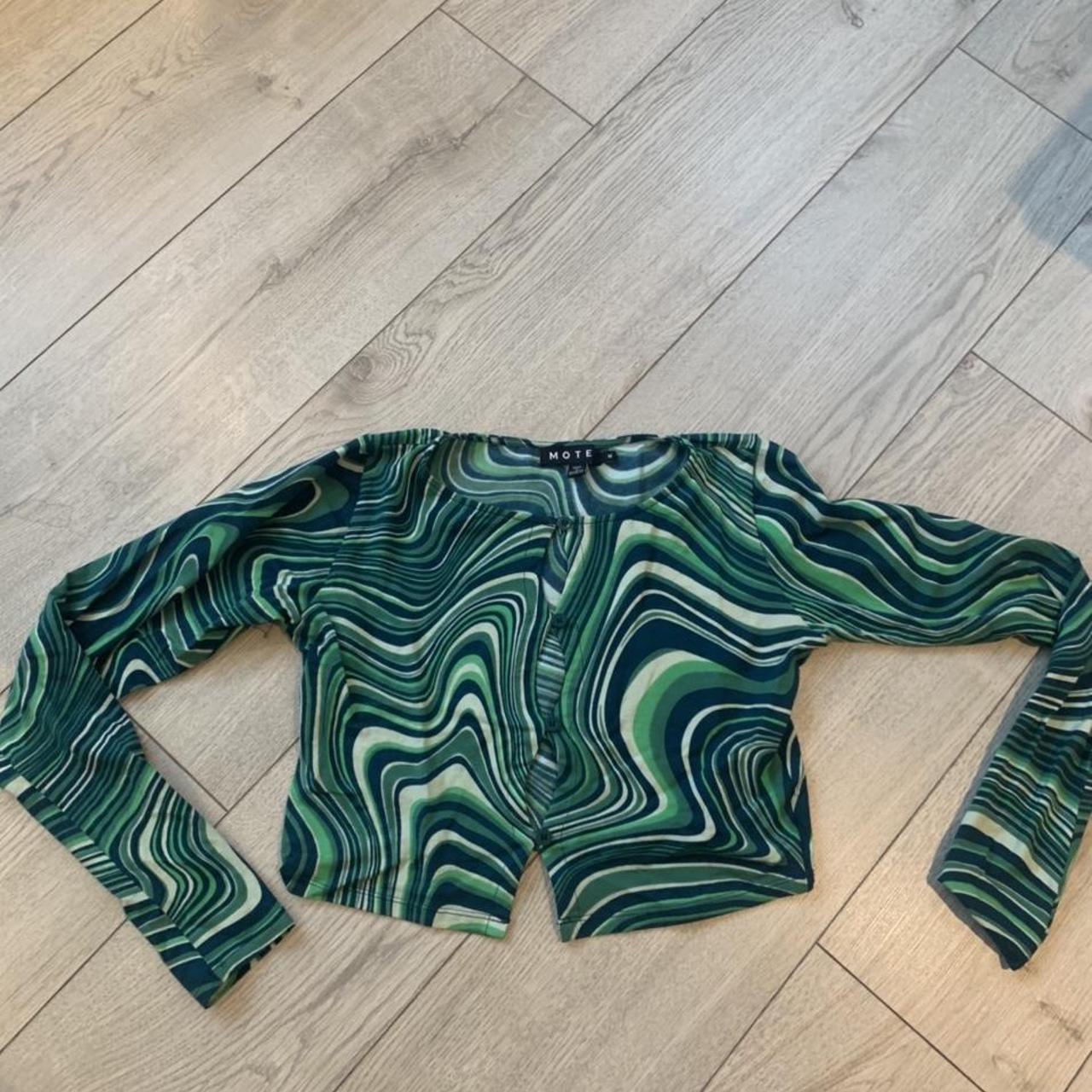 Motel rocks sarah crop top in 70’s ripple green top... - Depop