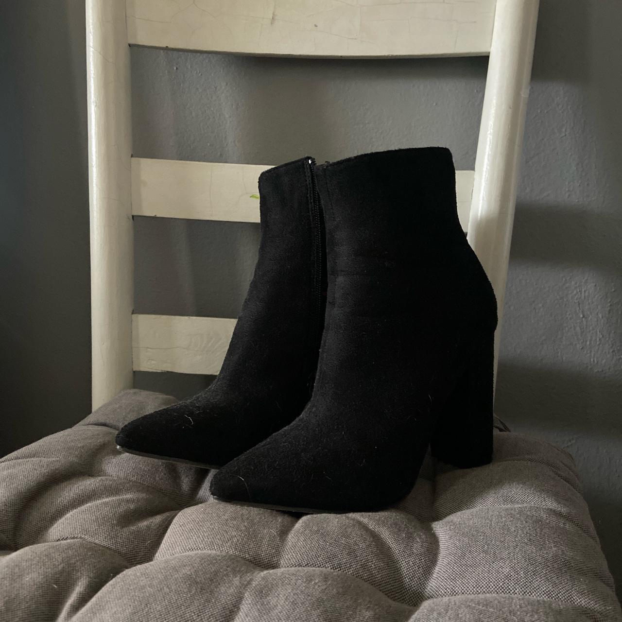 Shien black heeled boots, fit like a US womens 4... - Depop