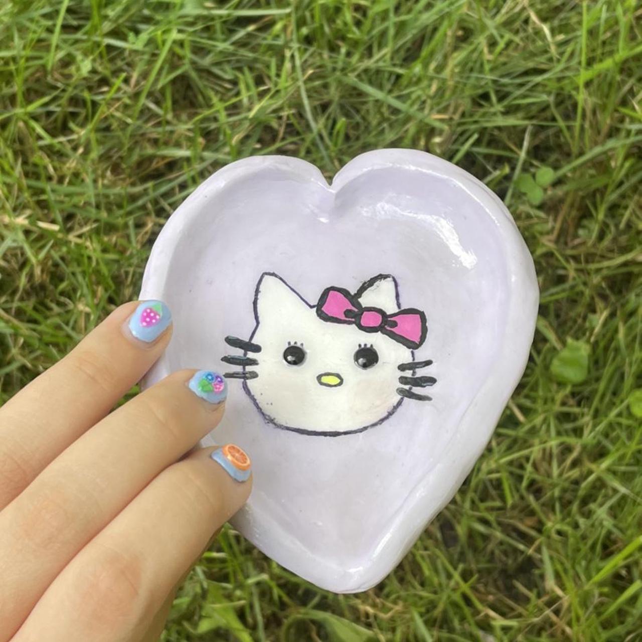 Hello kitty shell 🐚 purple plate 🌧 🍇 #hellokitty... - Depop