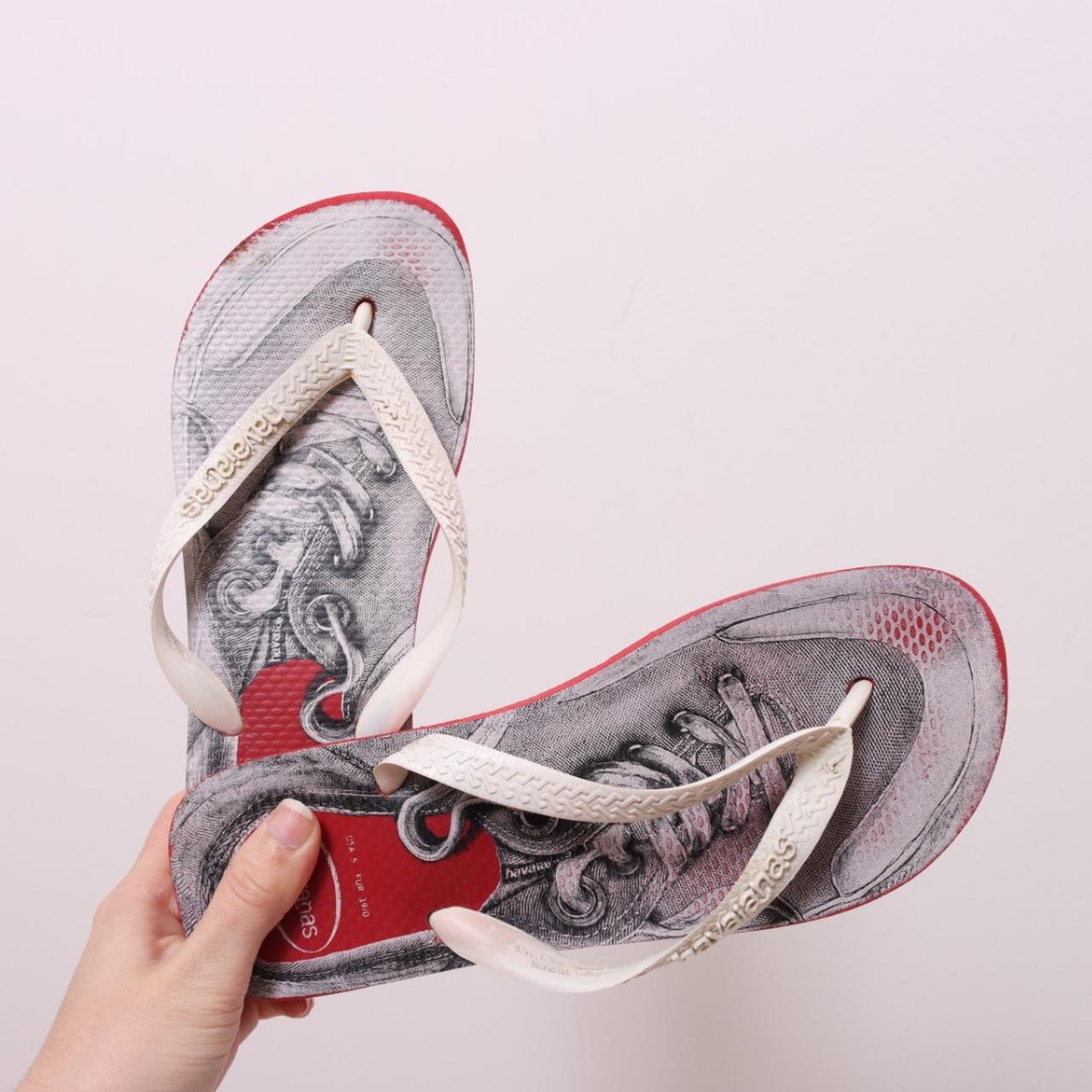 Converse Women's White and Red Sandals | Depop