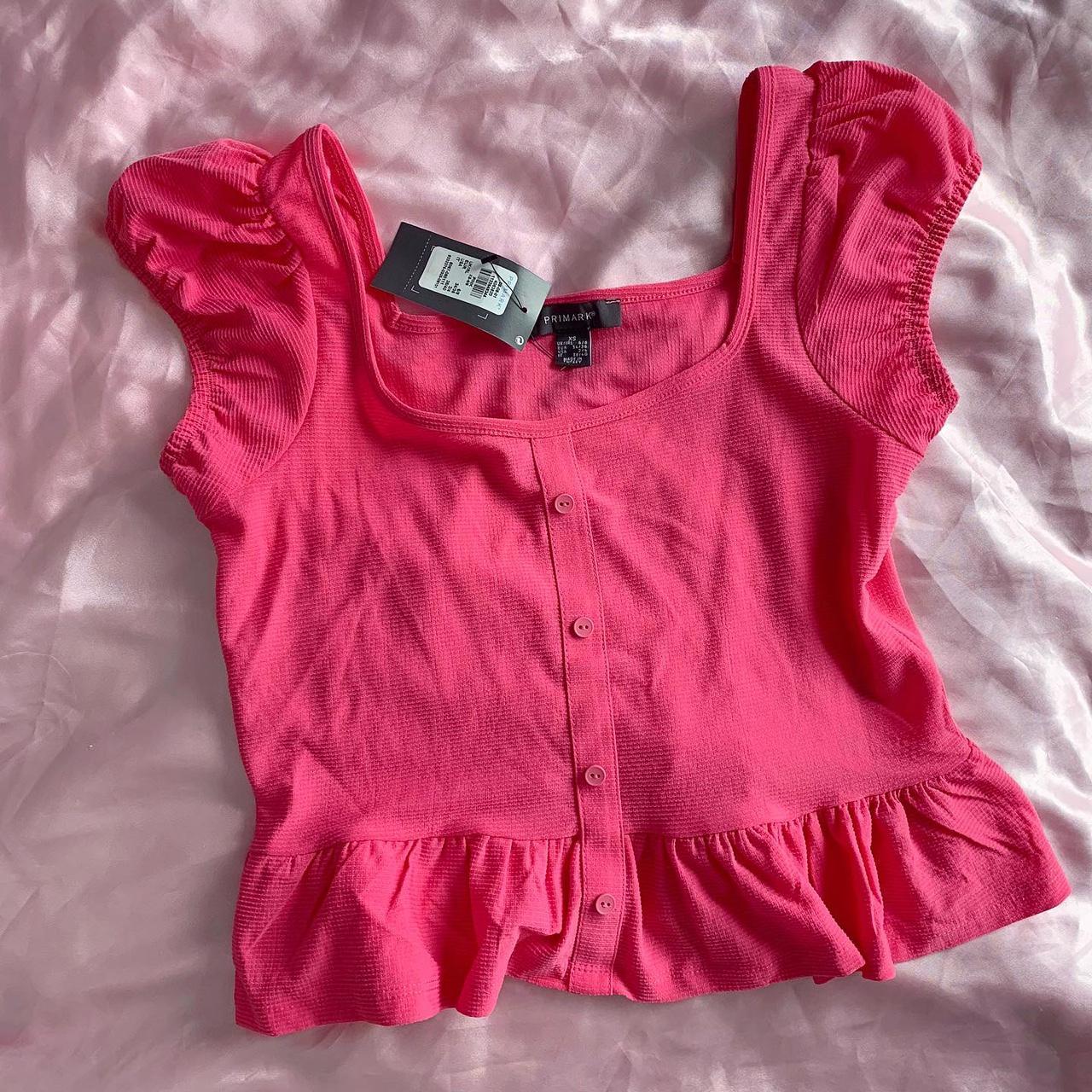 PINK RUFFLE TOP Puff sleeve top Ruffle hem top... - Depop