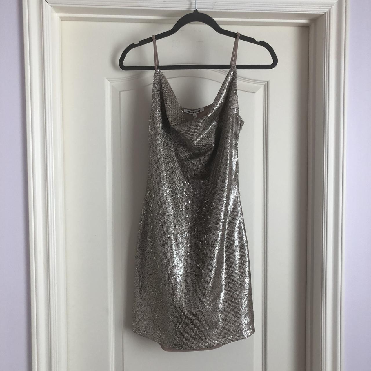 Forever 21 Women's Gold and Silver Dress | Depop