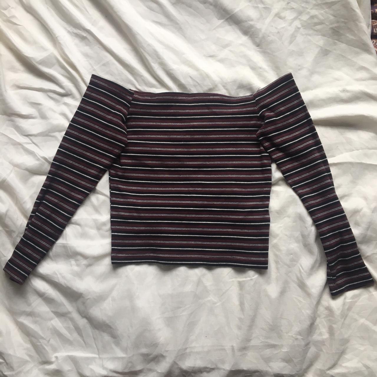 Monki Women's Burgundy and Black Crop-top | Depop