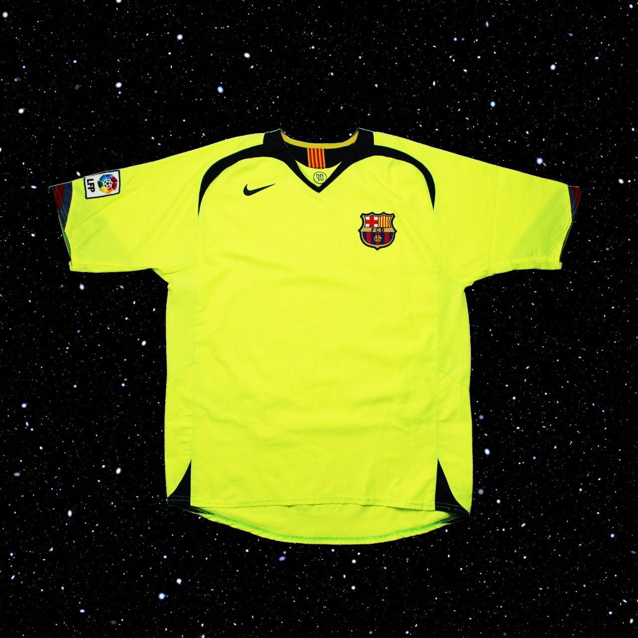 2005-06 FC Barcelona Football Shirt (Good)... - Depop