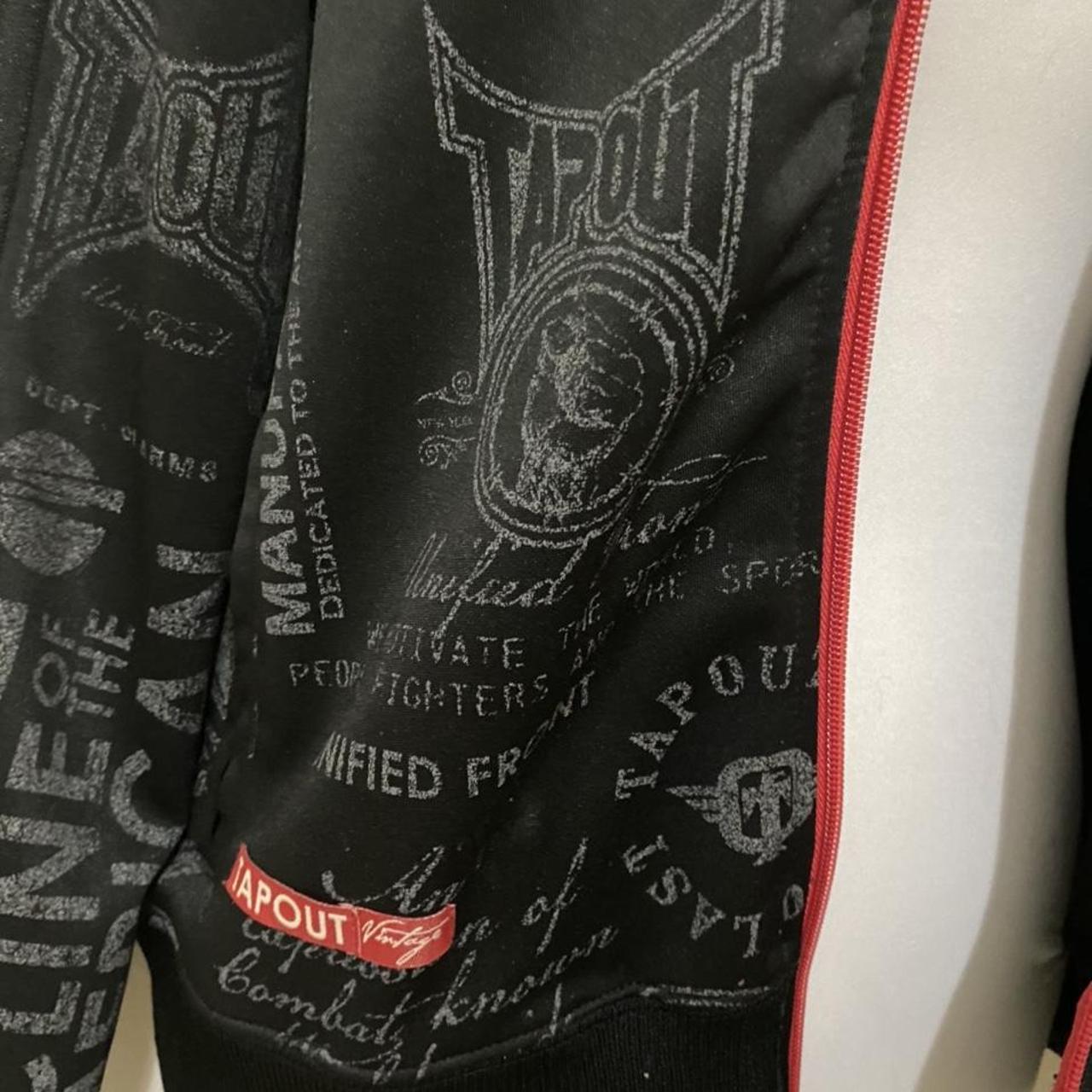 Tapout vintage unisex Size S Size small but for... - Depop