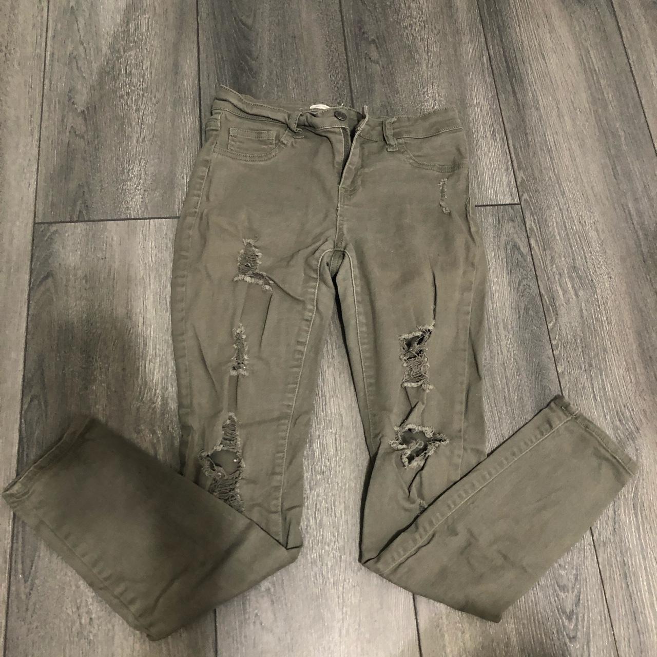 Cute olive green ripped skinny jeans Size:... - Depop
