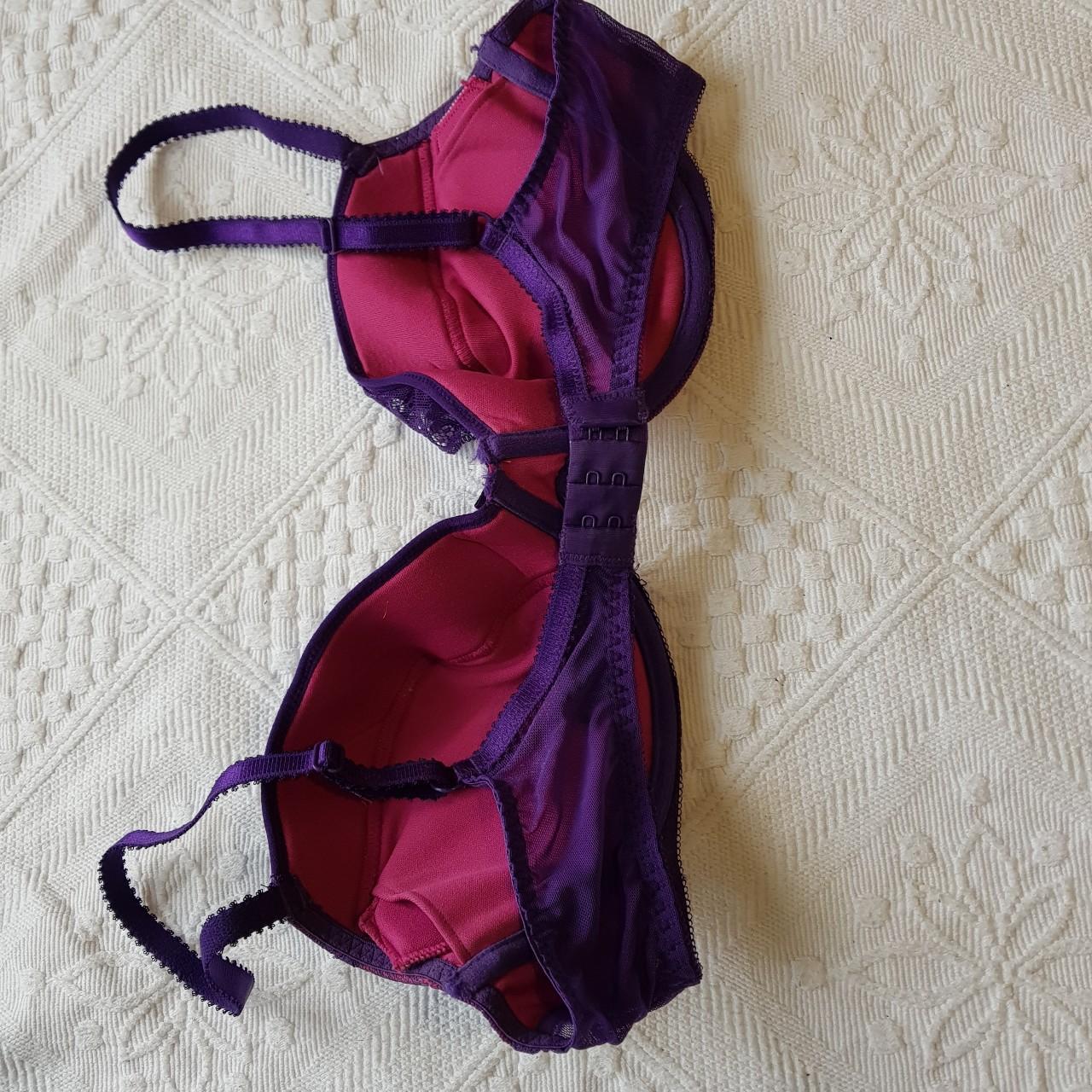 George Women's Bra | Depop