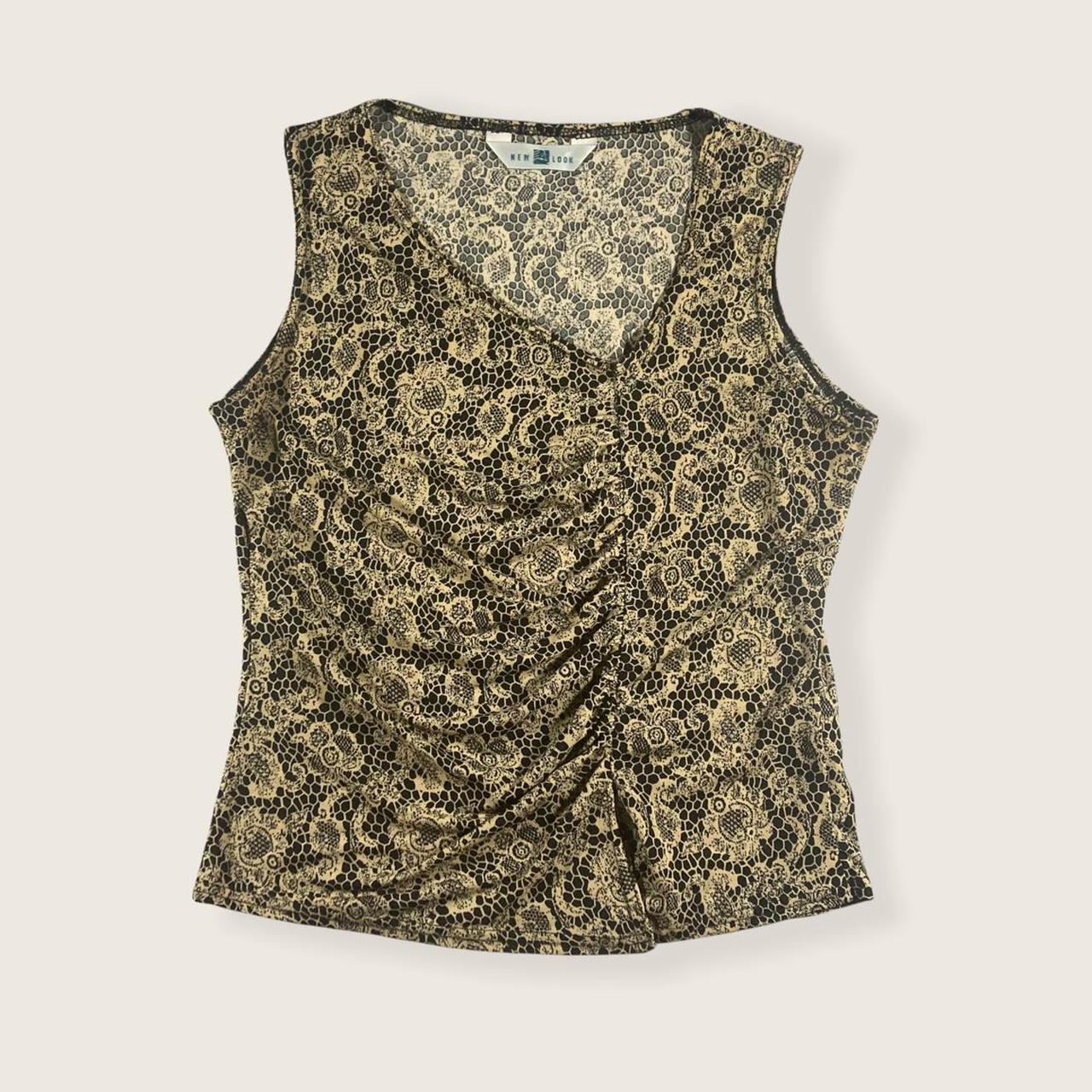Gorgeous floral old new look tank top with... - Depop