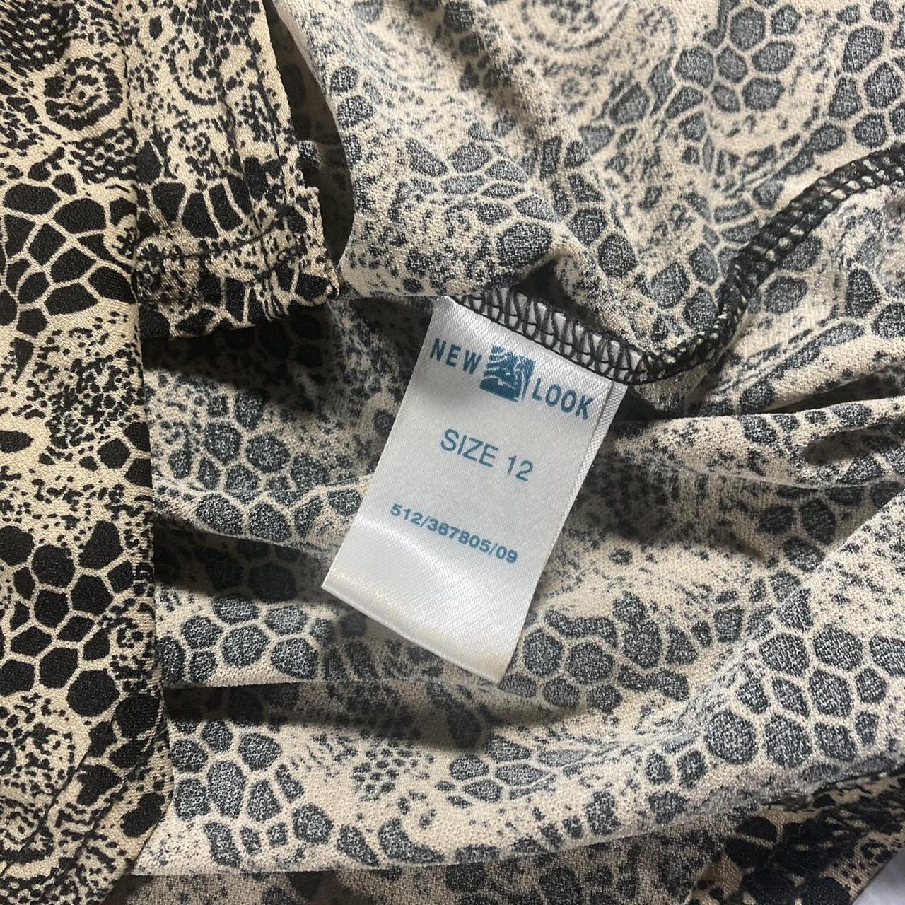 Gorgeous floral old new look tank top with... - Depop