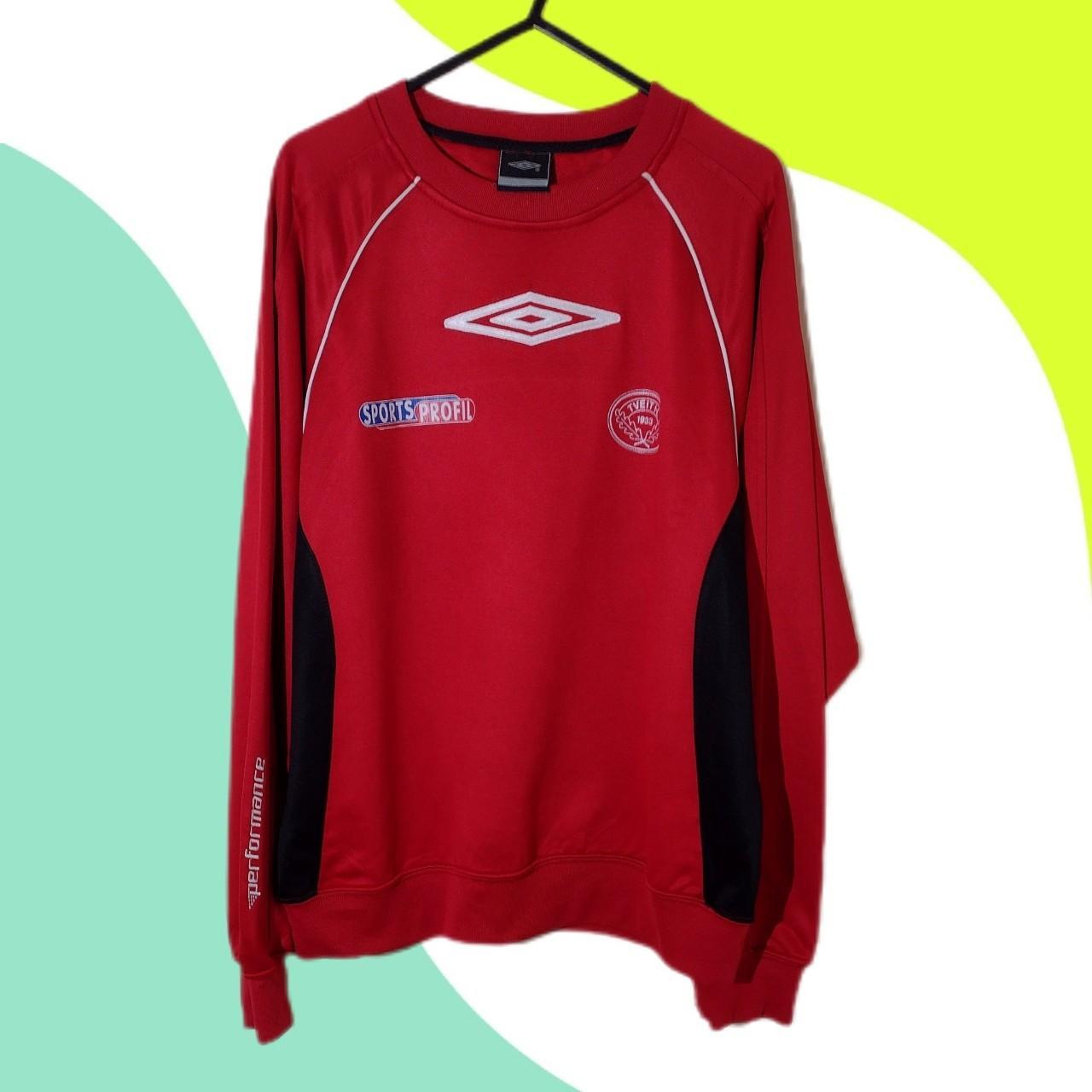 Umbro Performance Training Sweatshirt M Sweater Big... - Depop