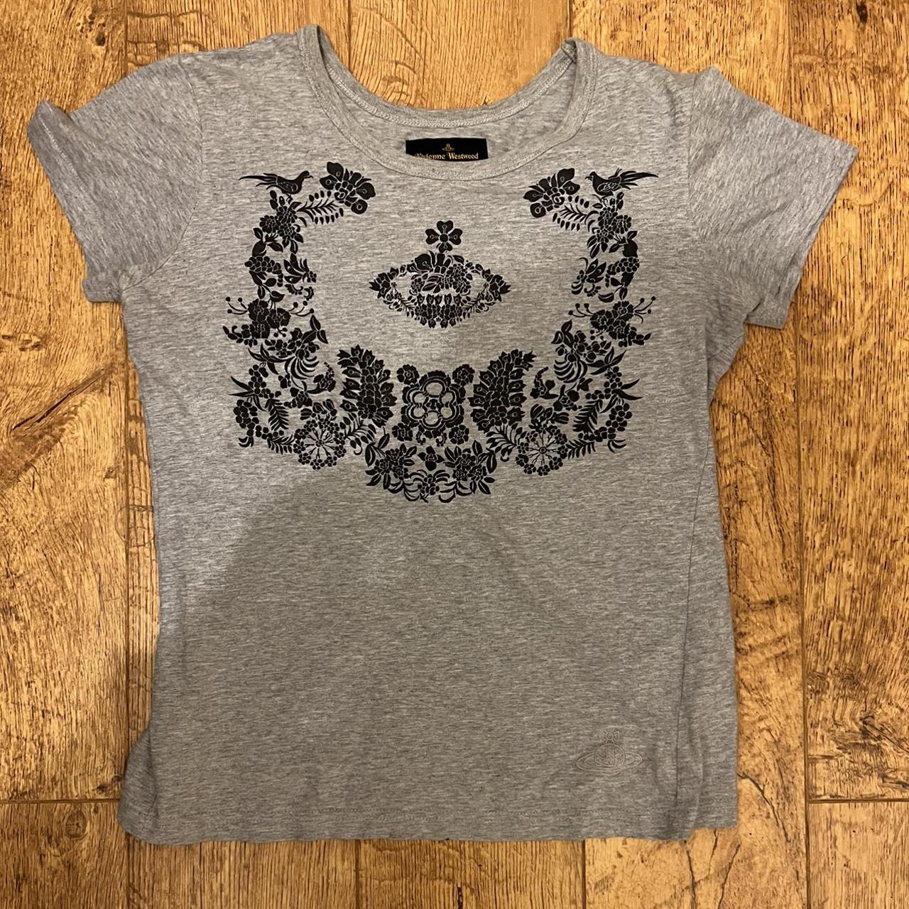 Vivienne Westwood Women's T-shirt | Depop