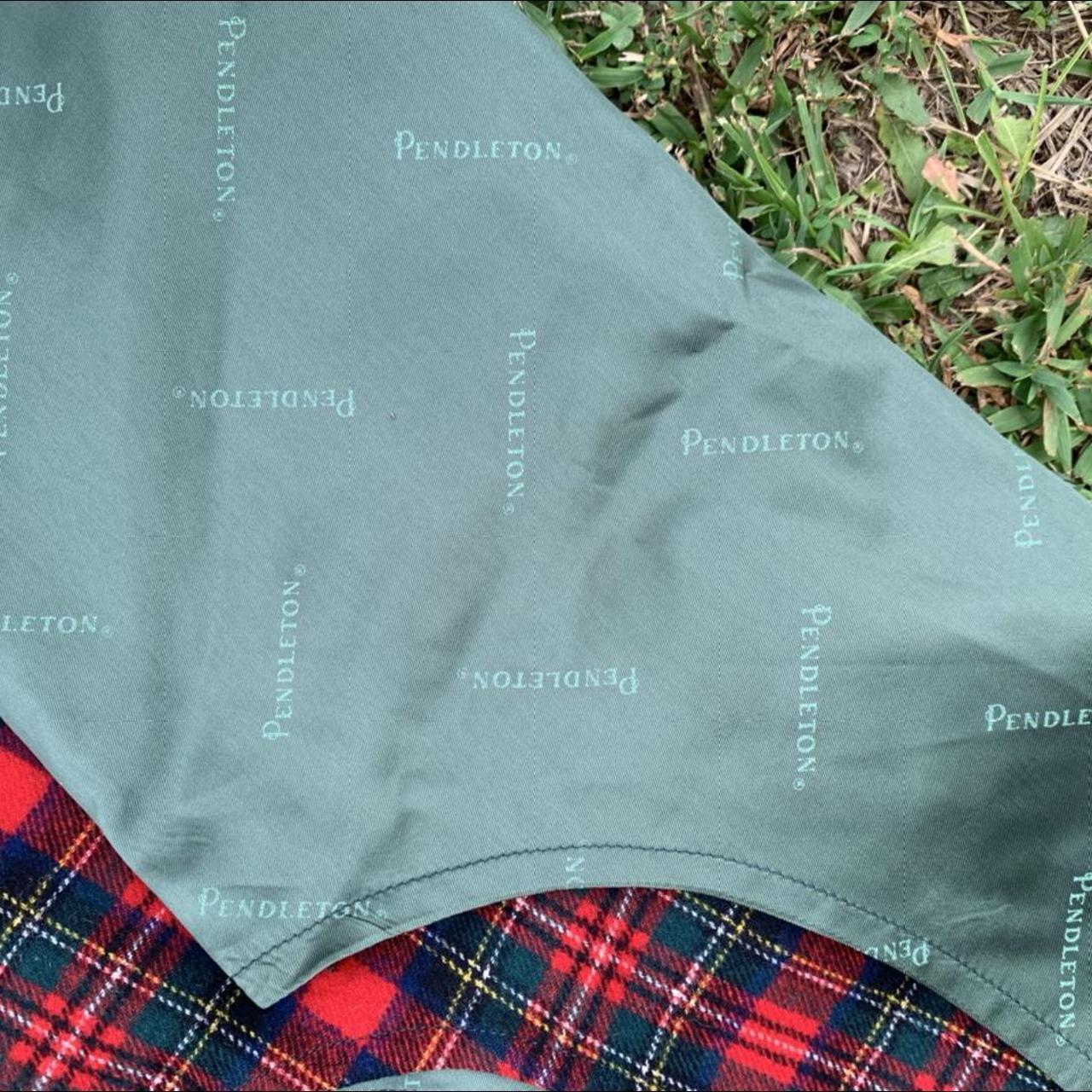 Pendleton Men's Gilet | Depop