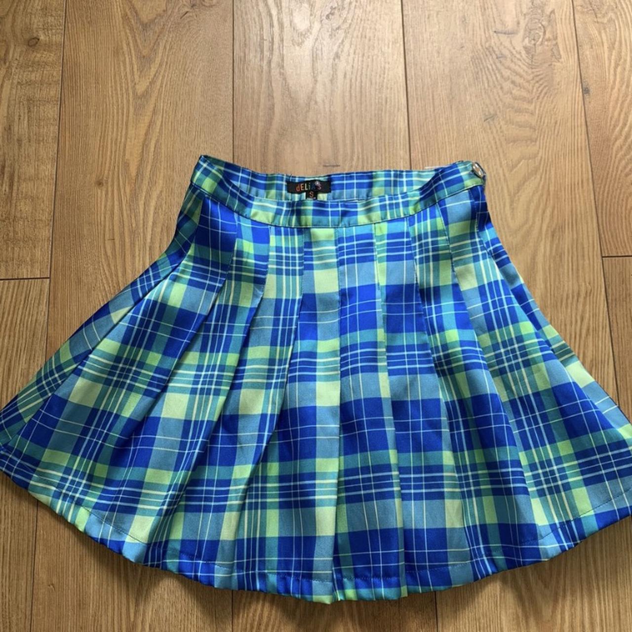 Pretty limited edition dollskillxdelias neon blue... - Depop