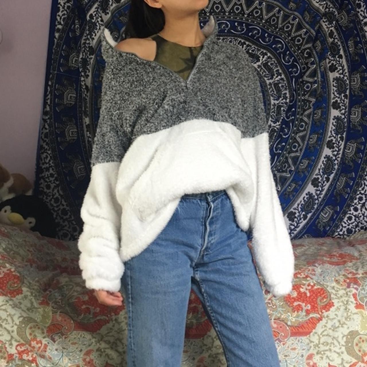 Speckled grey and white color block sweatshirt.... - Depop