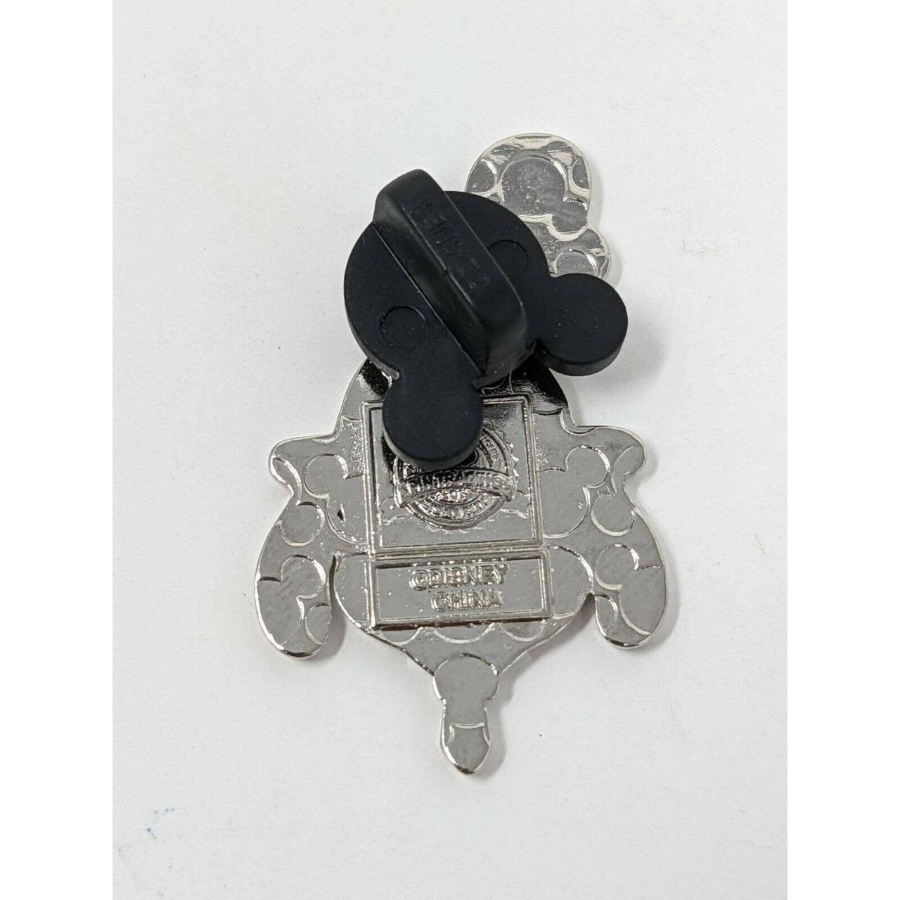 Disney Goofy Nerds Booster Pack Pin. Condition is... - Depop