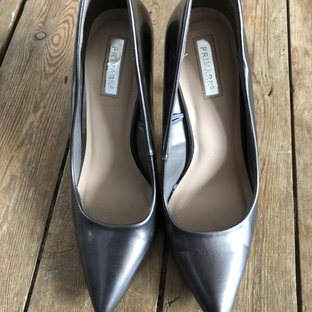 Pewter high heels Size 7 Worn once REDUCED was £5 - Depop